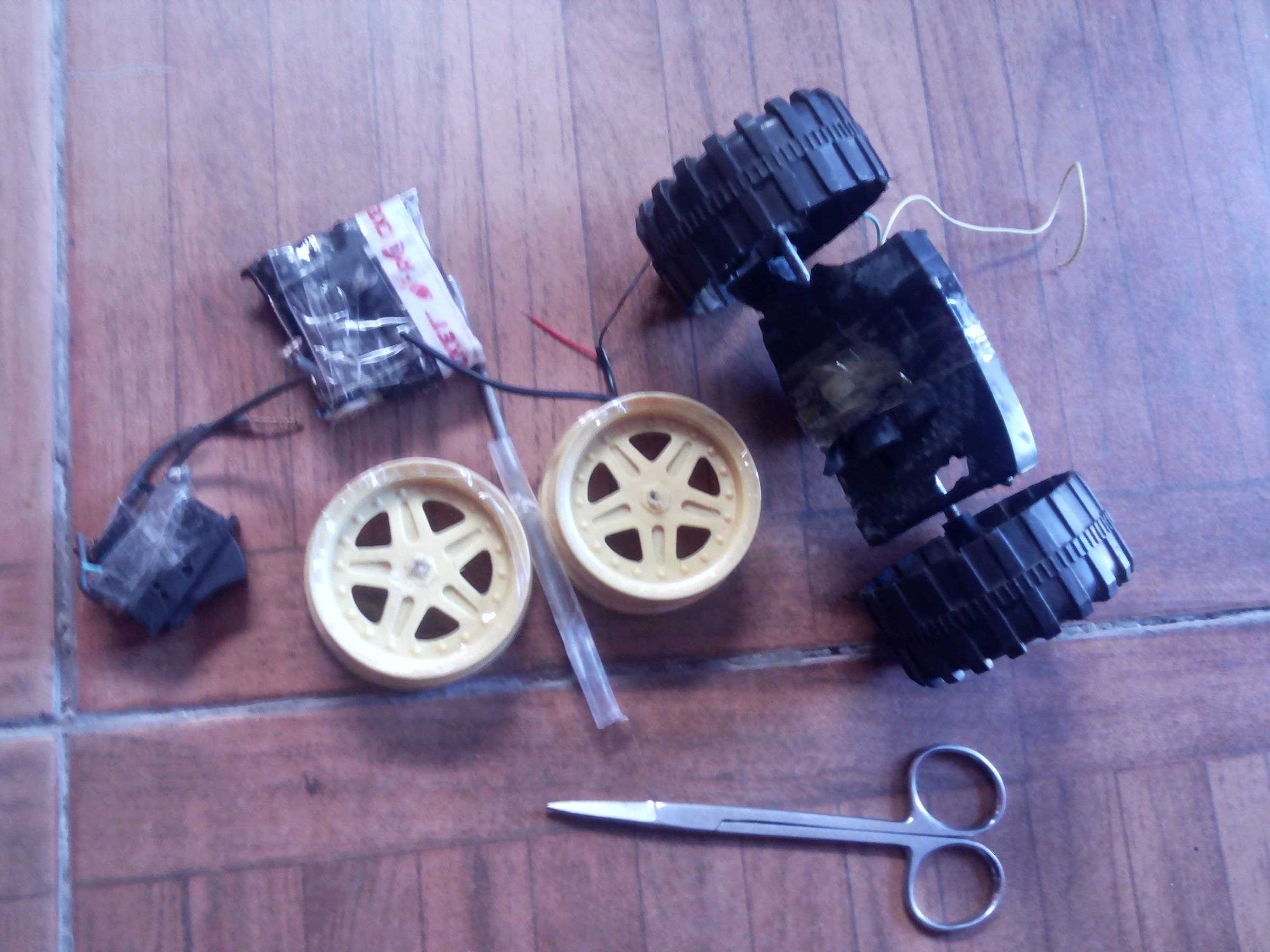 Diy 2wd Off Road Mini Electric Car : 8 Steps - Instructables