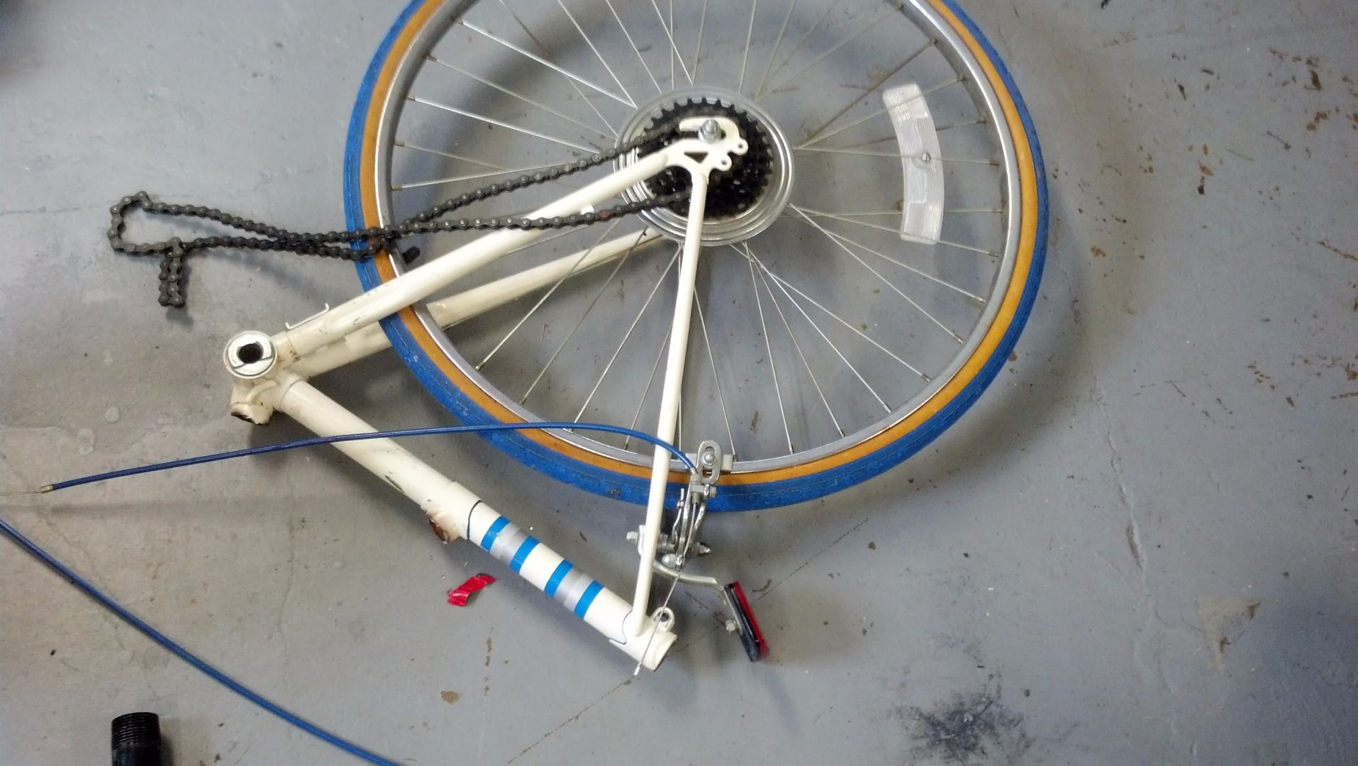 Three Wheel Bike Kinetic Sculpture : 12 Steps (with Pictures ...