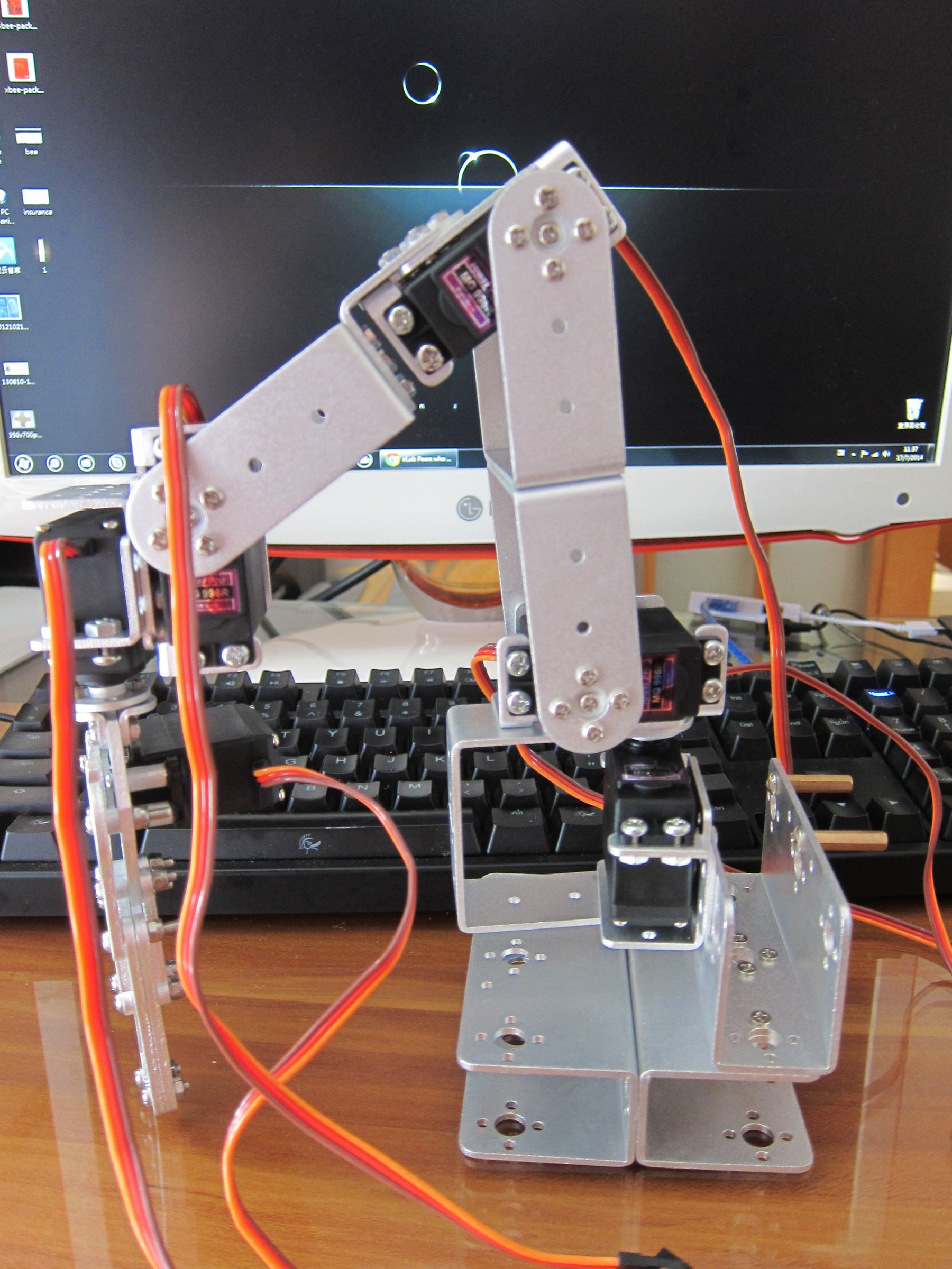 My Seventh Project: Robot Arm Set : 8 Steps (with Pictures) - Instructables