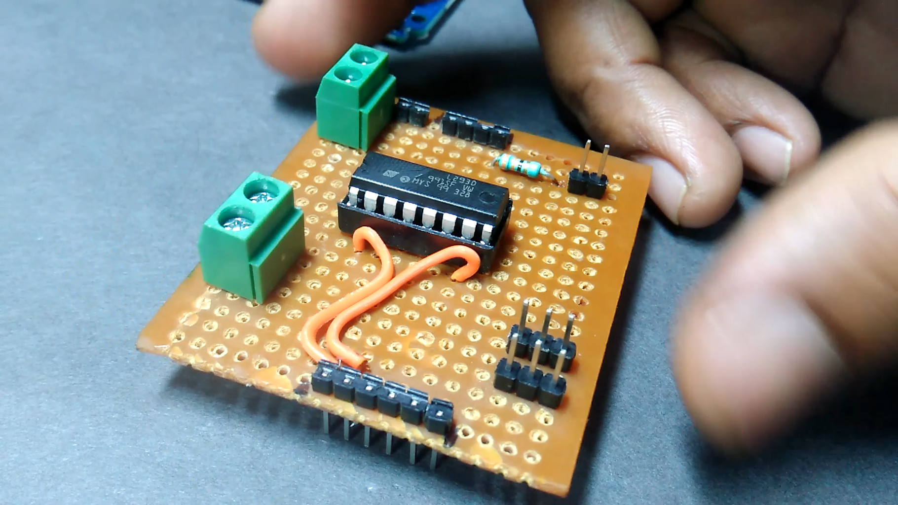 How to Make Arduino Based Edge Avoiding Robot : 4 Steps - Instructables How to Make Arduino Based Edge Avoiding Robot : 4 Steps - Instructables