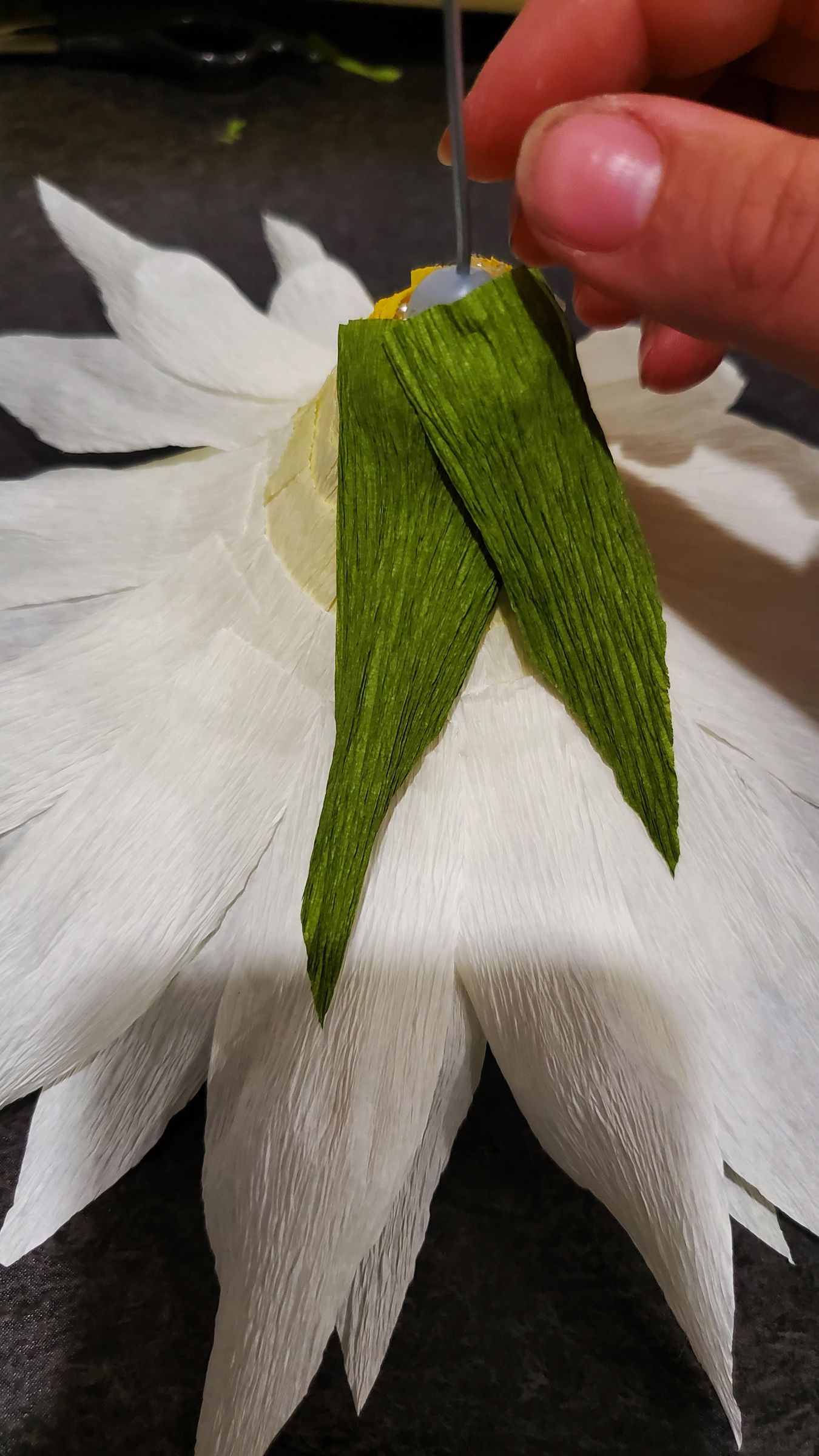 Crepe Paper Dahlia : 18 Steps (with Pictures) - Instructables