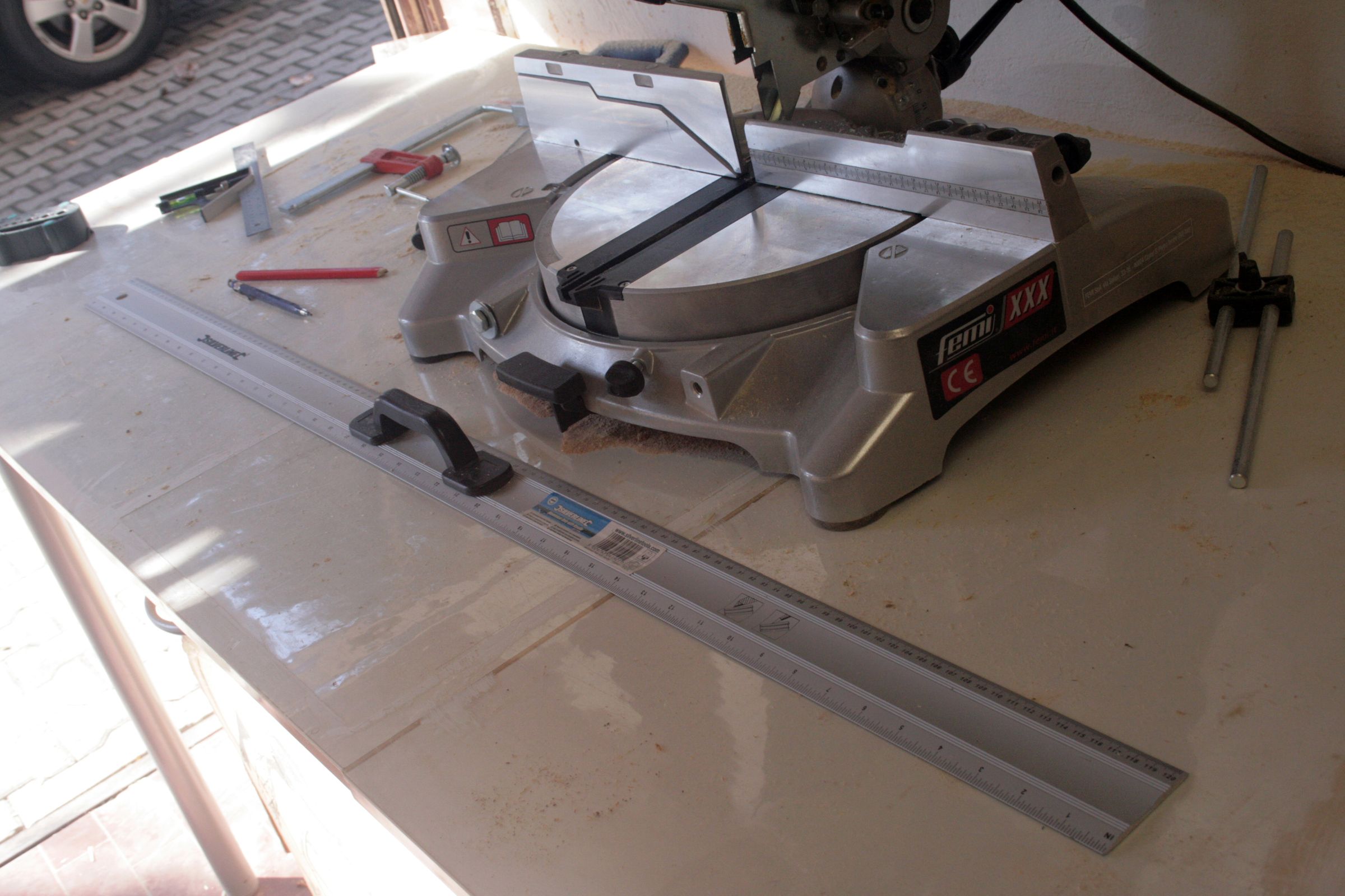 Sturdy Bar Counter With LED Lights : 12 Steps (with Pictures ...