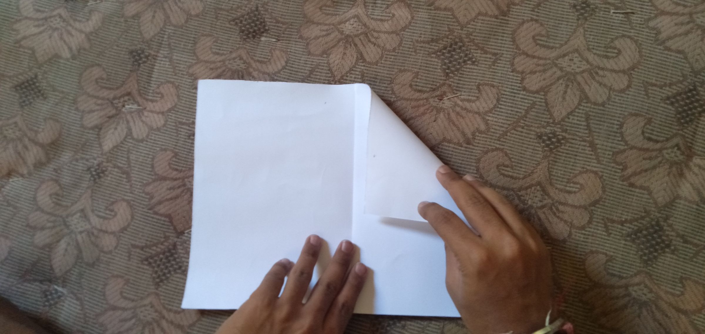 DIY Paper Stand for Smartphone (No Glue ) : 5 Steps - Instructables