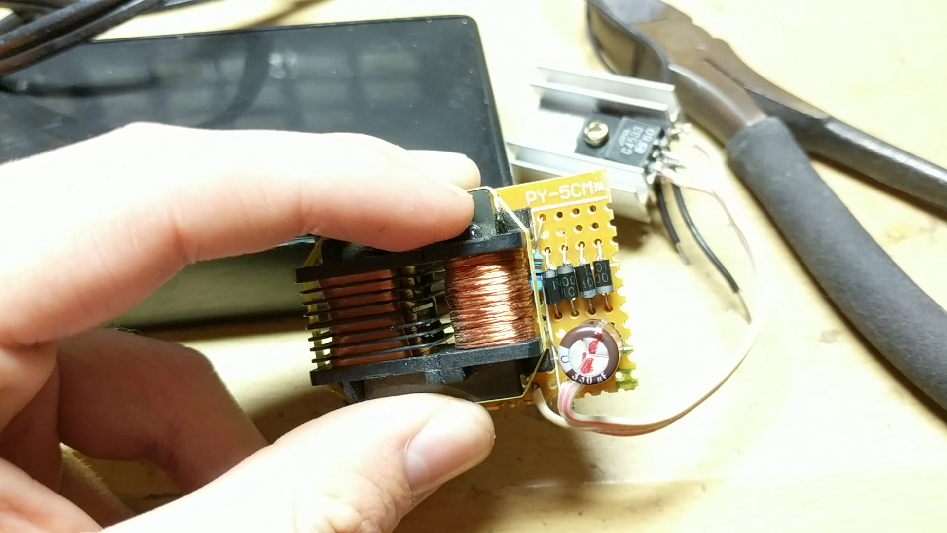 Start Fires With Electricity: DIY Arc Lighter : 11 Steps (with Pictures ...