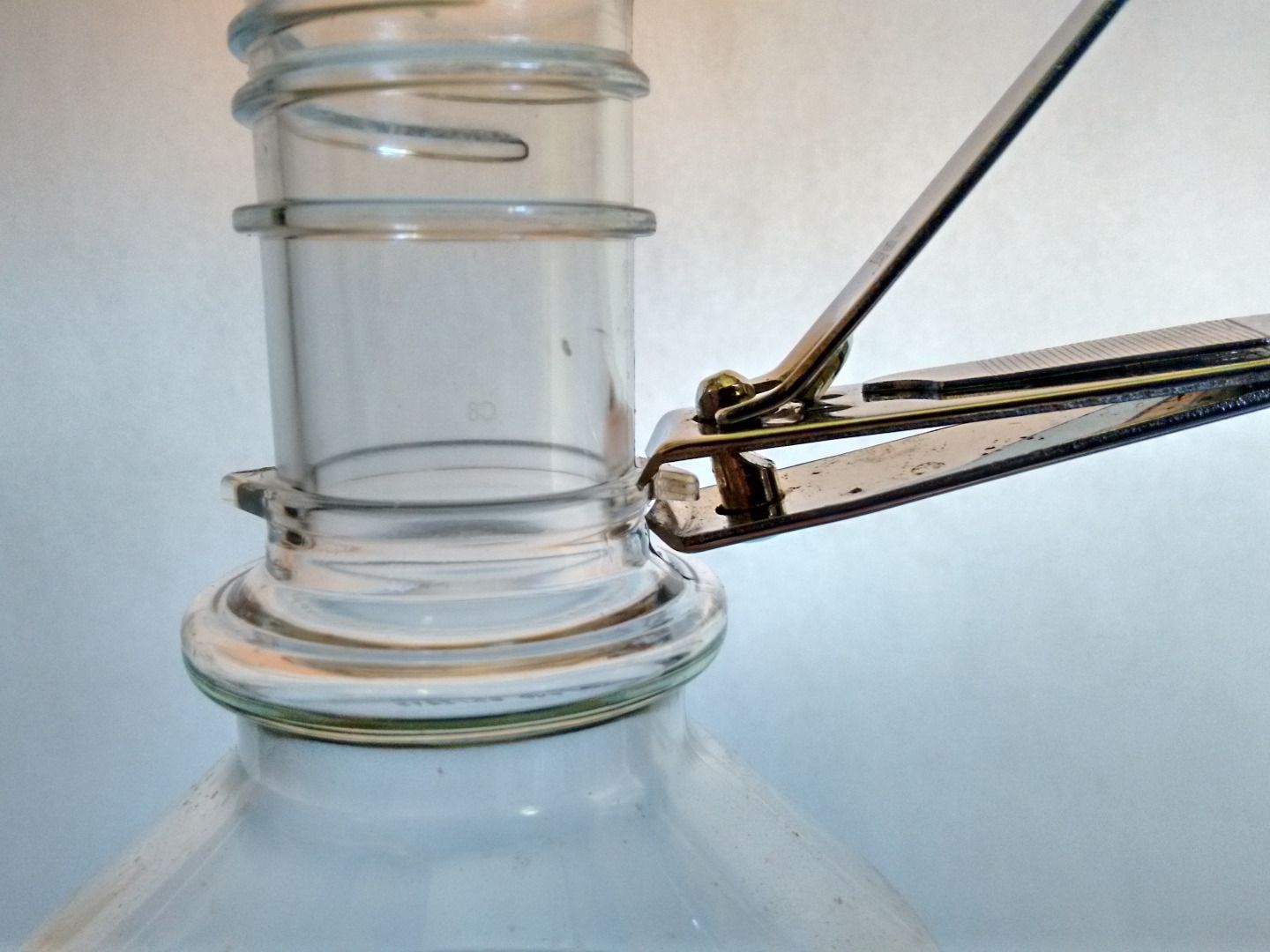 Convert Child-Resistant Cap to Adult Friendly : 4 Steps (with Pictures ...