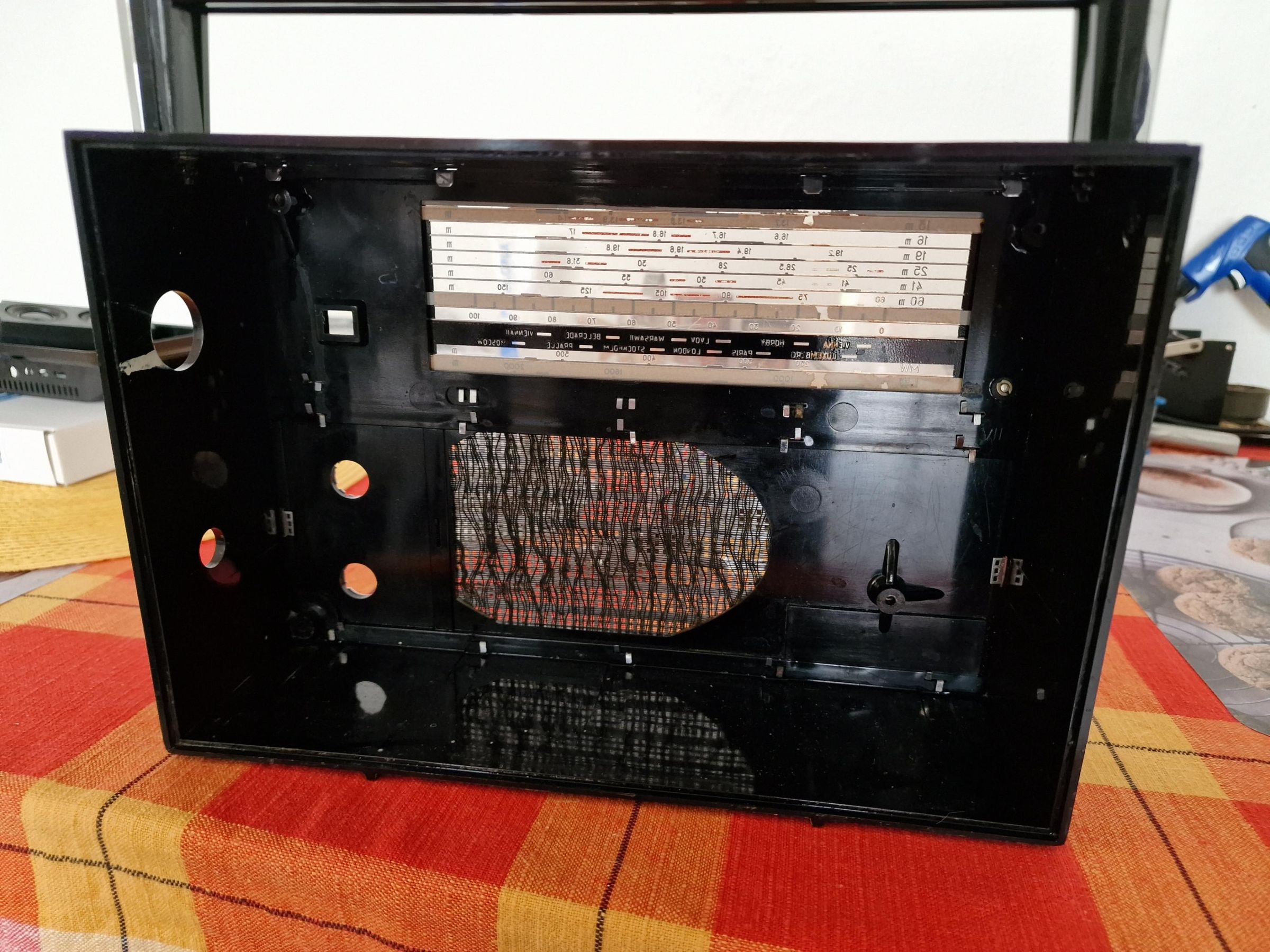 1970s VEF 206 Pi Internet Radio : 4 Steps (with Pictures) - Instructables