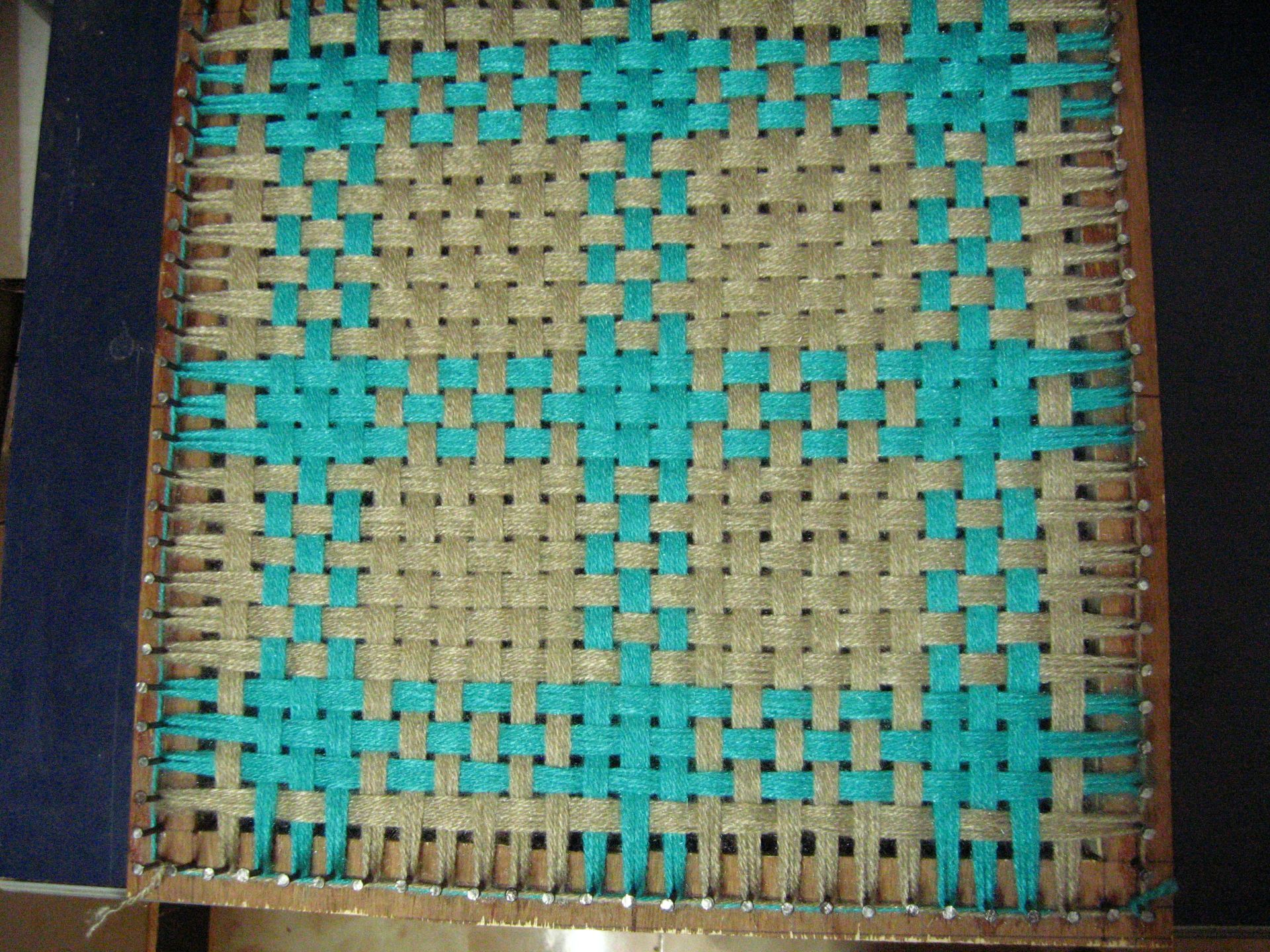 How to Weave a Small Table Mat With Home Made Loom : 13 Steps (with ...