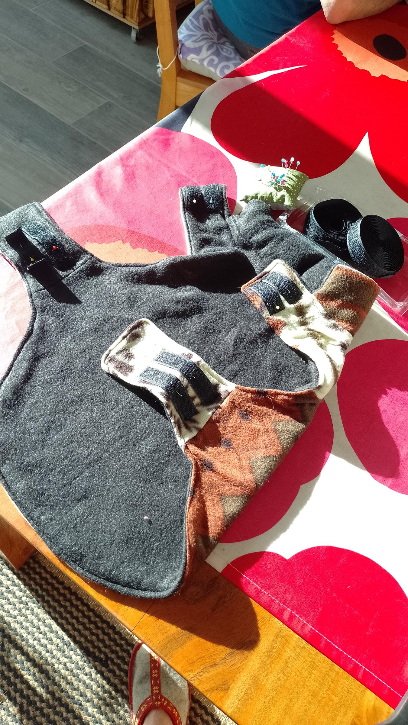 Simple Dog Jacket (with Pattern) : 8 Steps (with Pictures) - Instructables