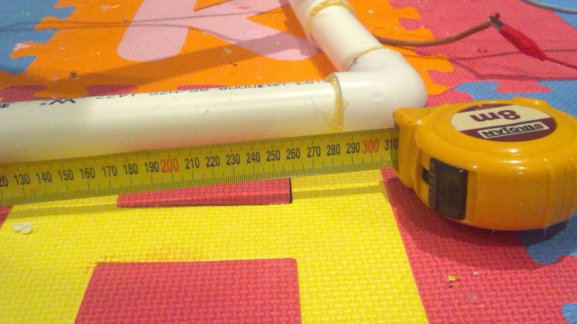 The Limping Zombie Prop : 6 Steps - Instructables