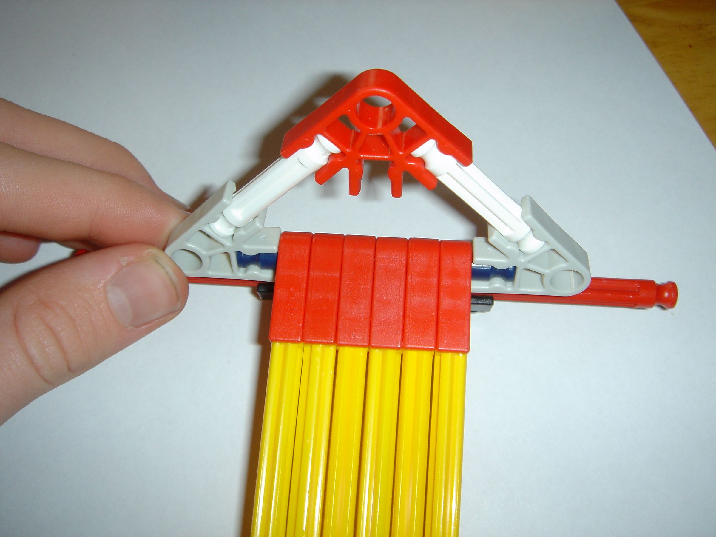 K'nex Bow Prototype : 4 Steps - Instructables