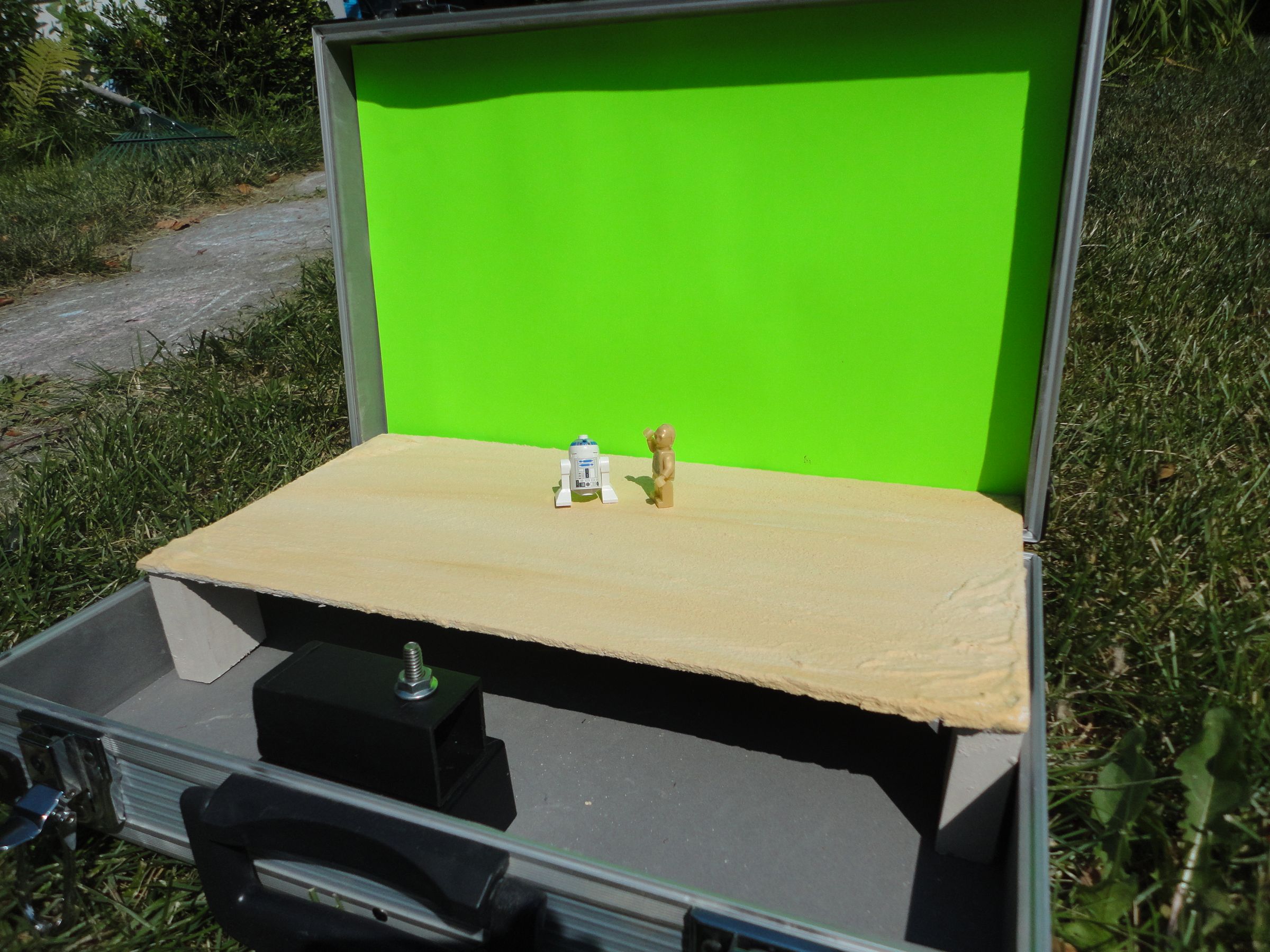 Portable Green Screen : 6 Steps - Instructables