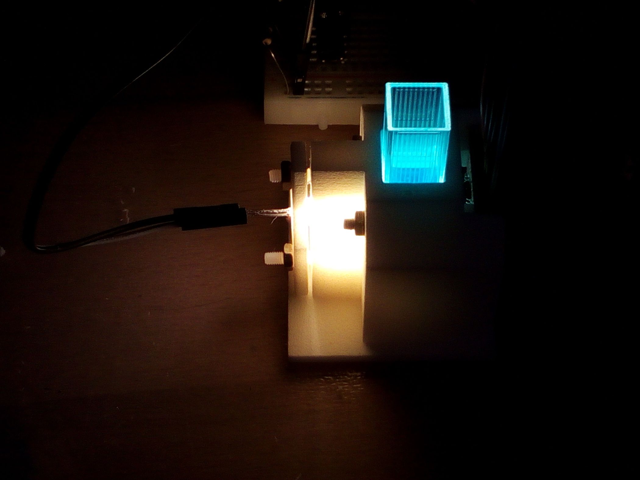 A DIY Six-Color Transmitted-Light Spectrophotometer : 6 Steps (with ...