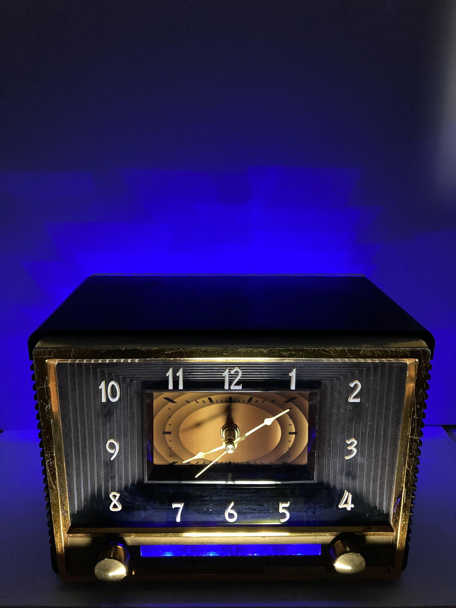 MCM Clock Radio Modifications : 7 Steps (with Pictures) - Instructables