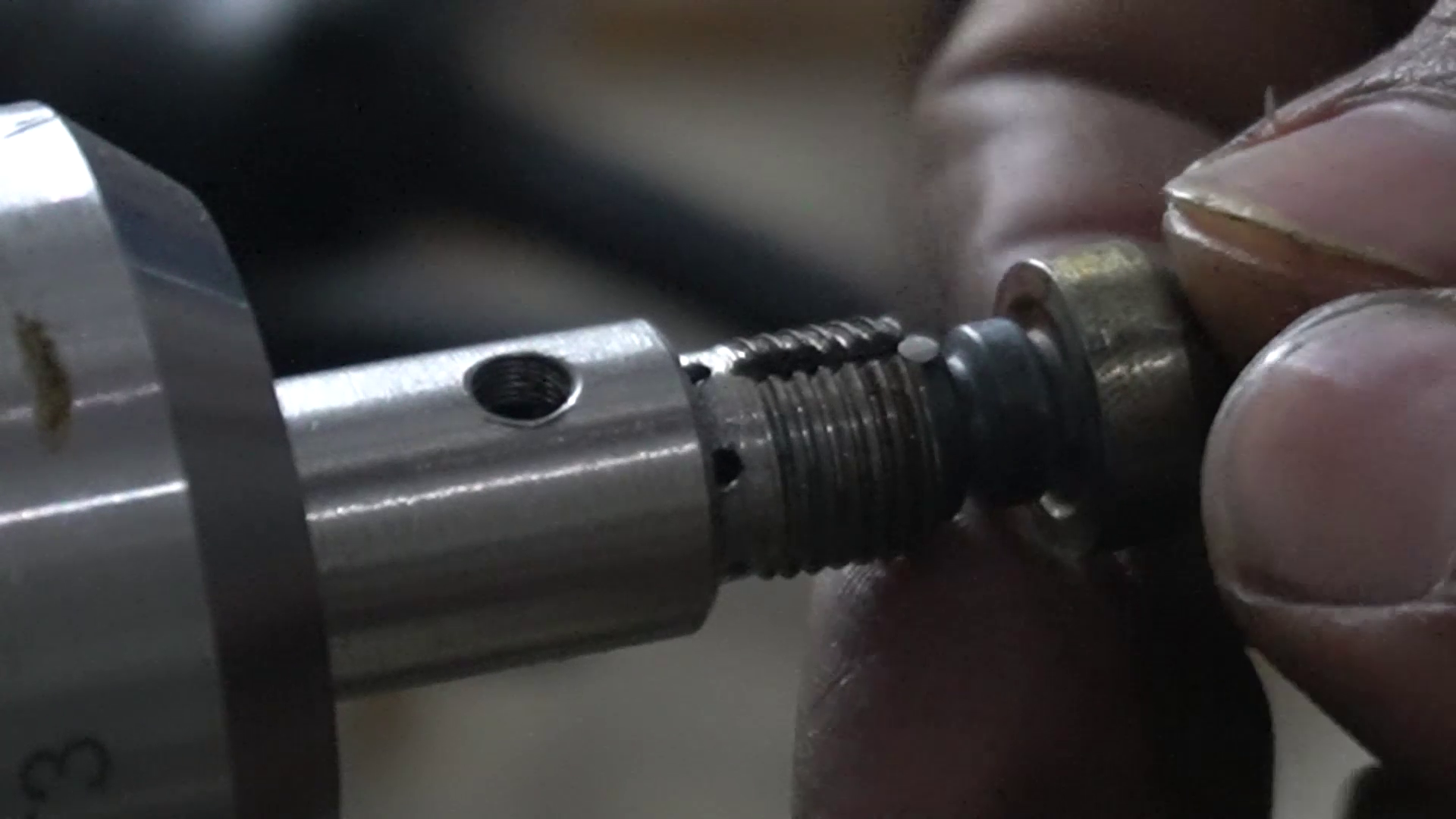 Pneumatic Air Graver From Bolt : 14 Steps (with Pictures) - Instructables