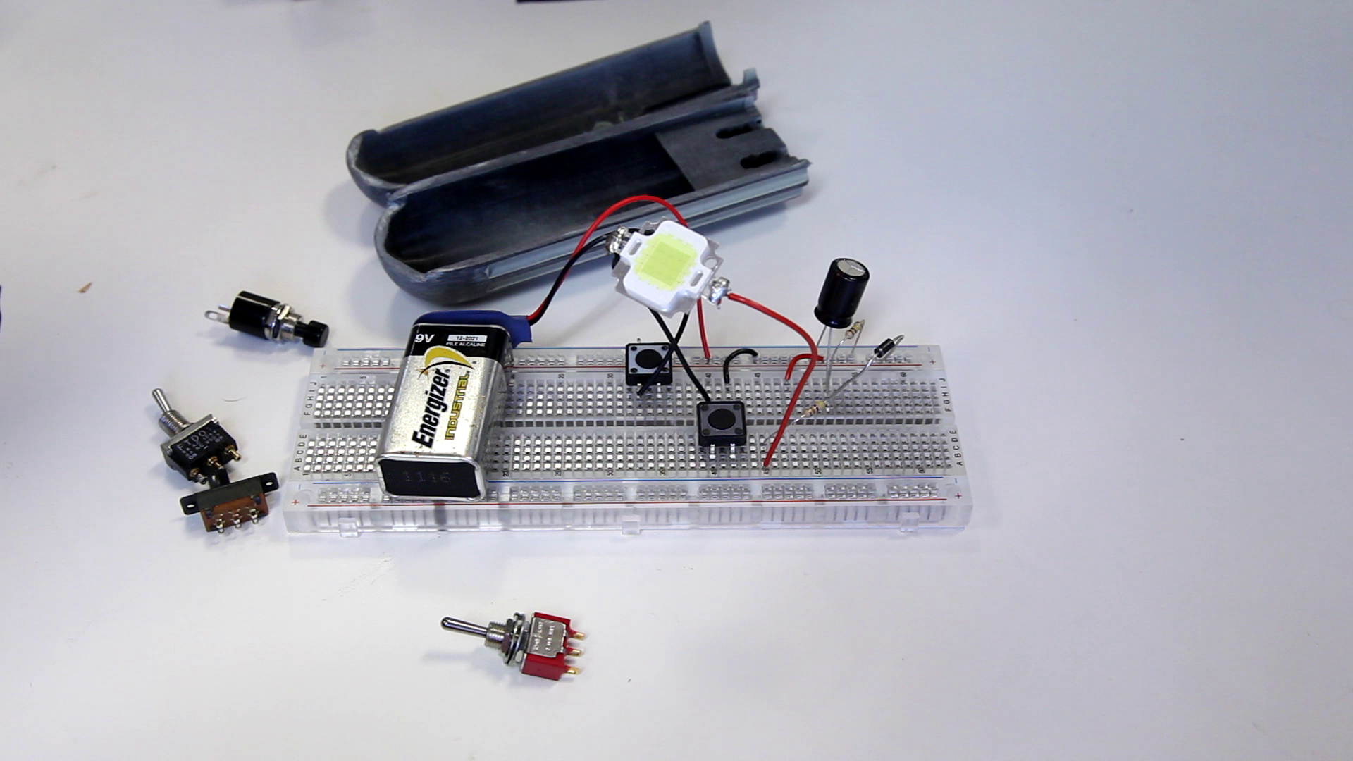 "Worlds Simplest" Neuralizer-build (Men in Black Memory Eraser) : 10 ...