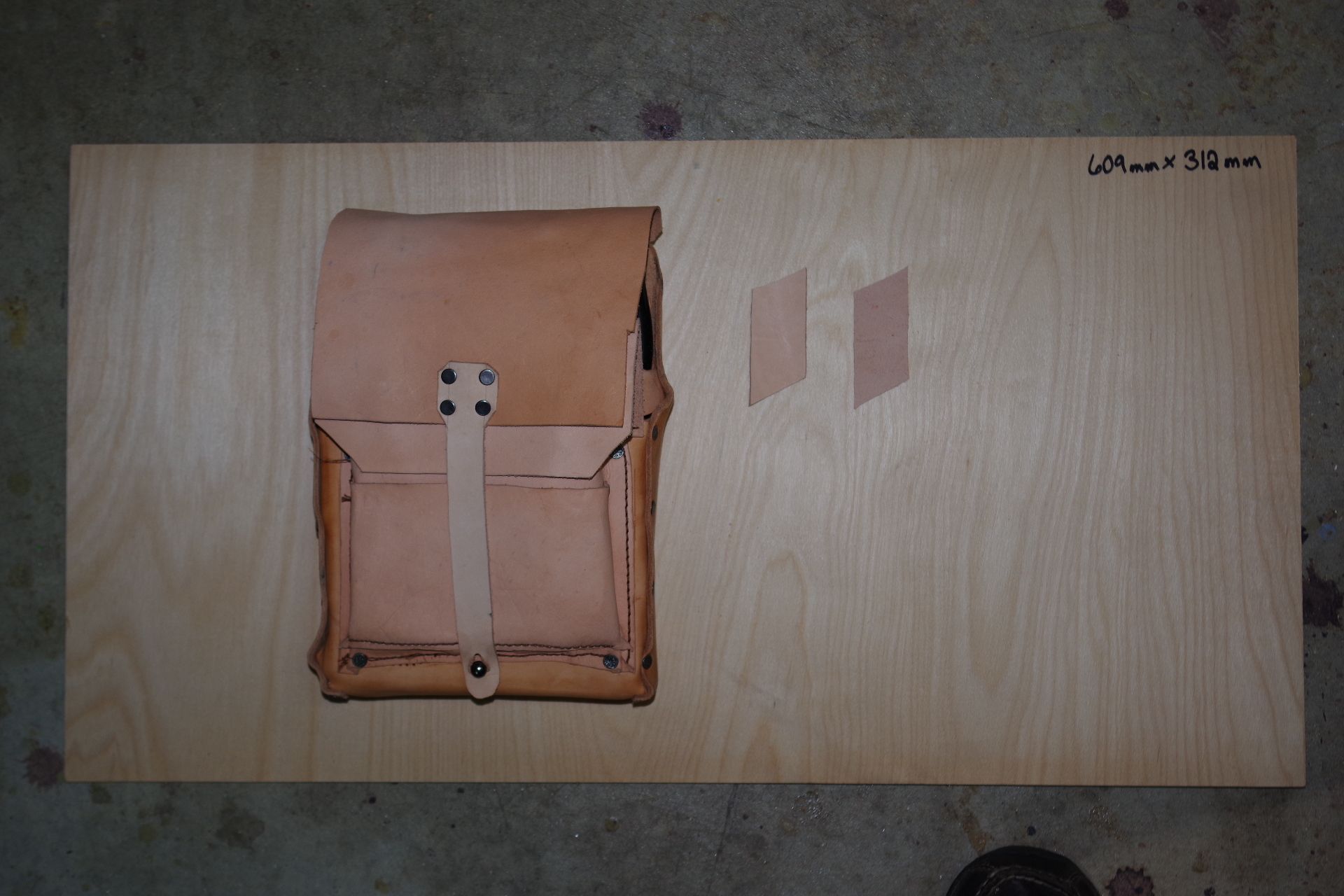 Leather Tool Pouch : 6 Steps (with Pictures) - Instructables