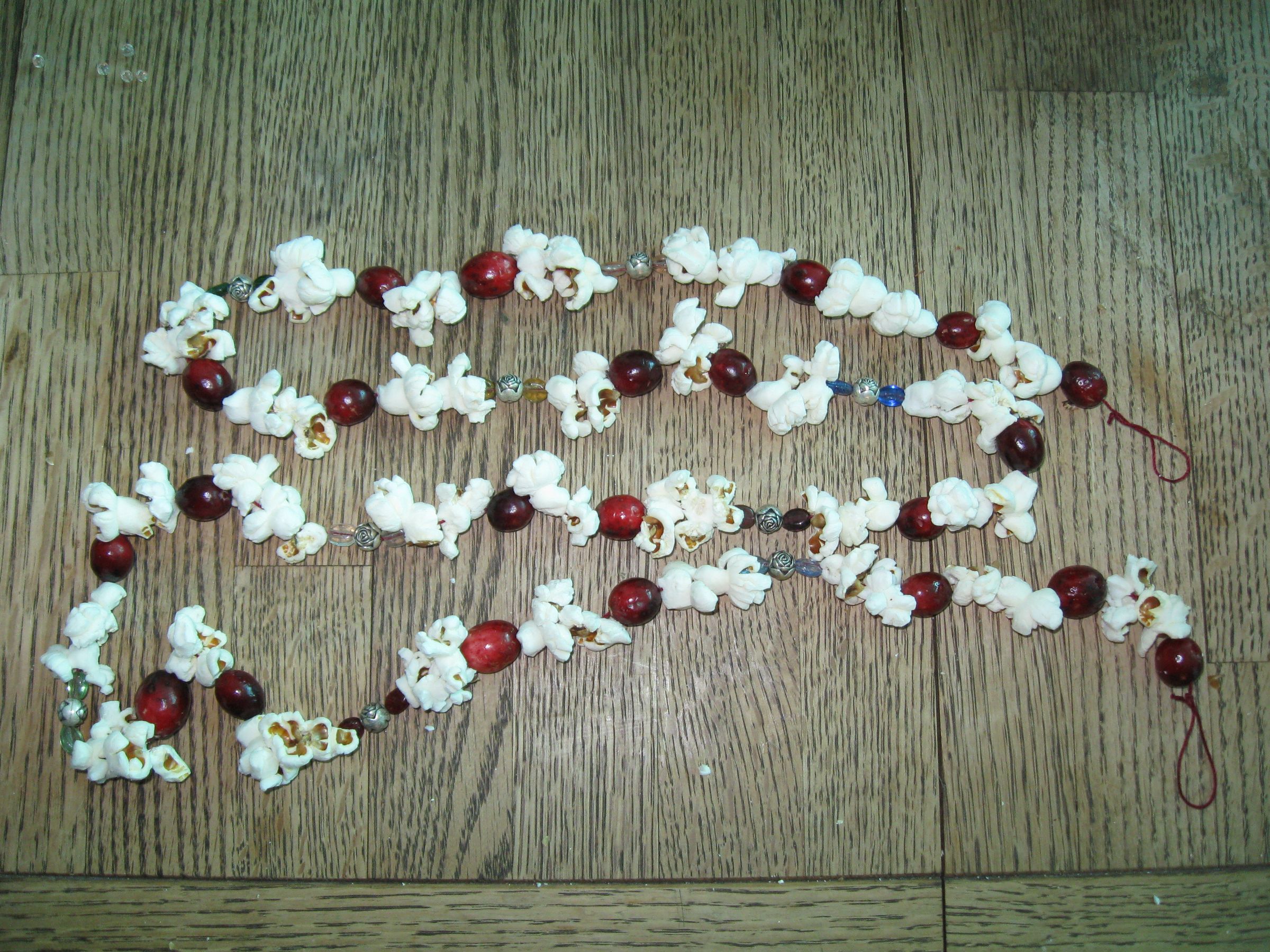 Unique Cranberry Popcorn Garland : 4 Steps - Instructables