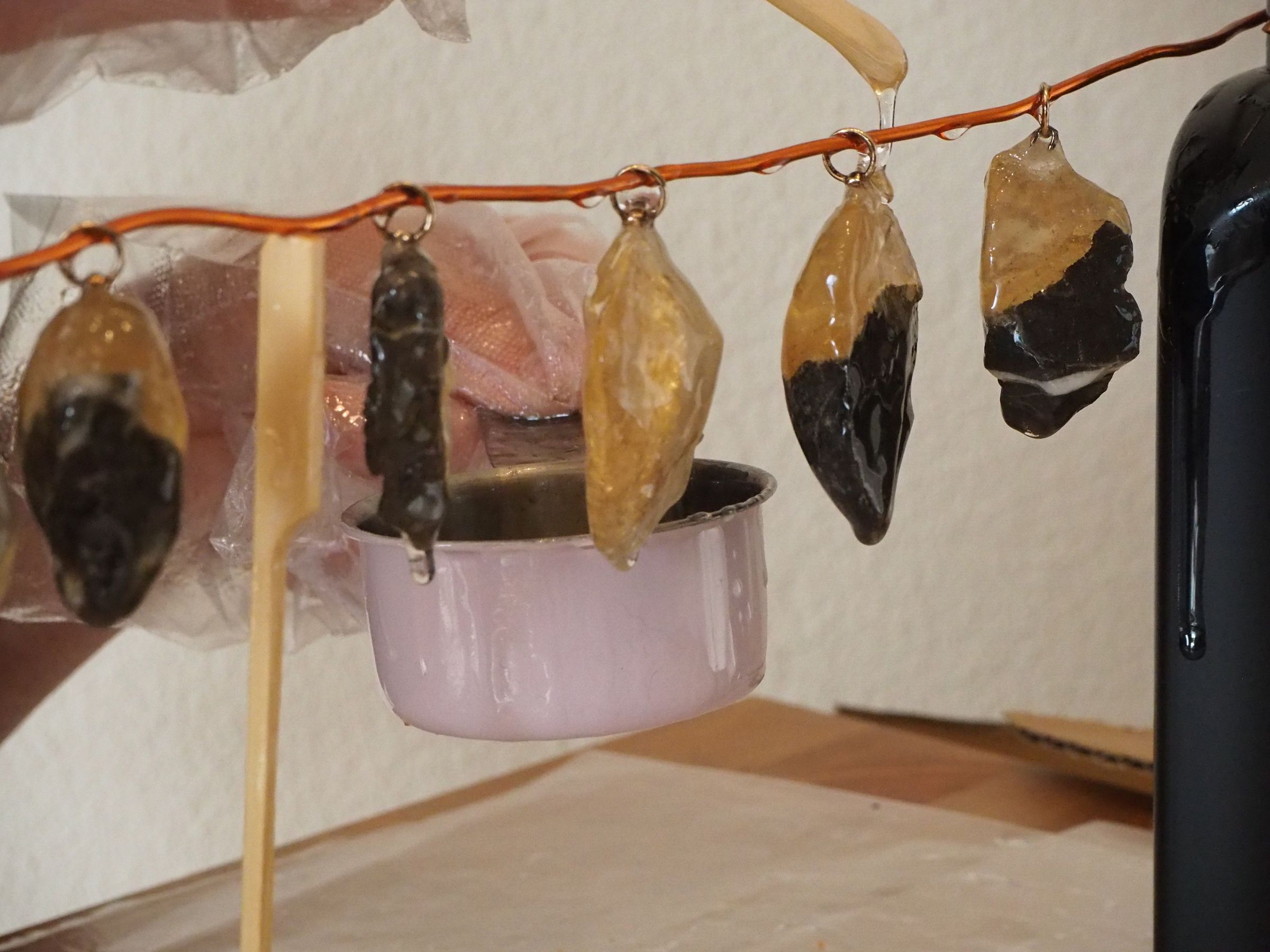 Half-Glass Stone Pendants : 10 Steps (with Pictures) - Instructables