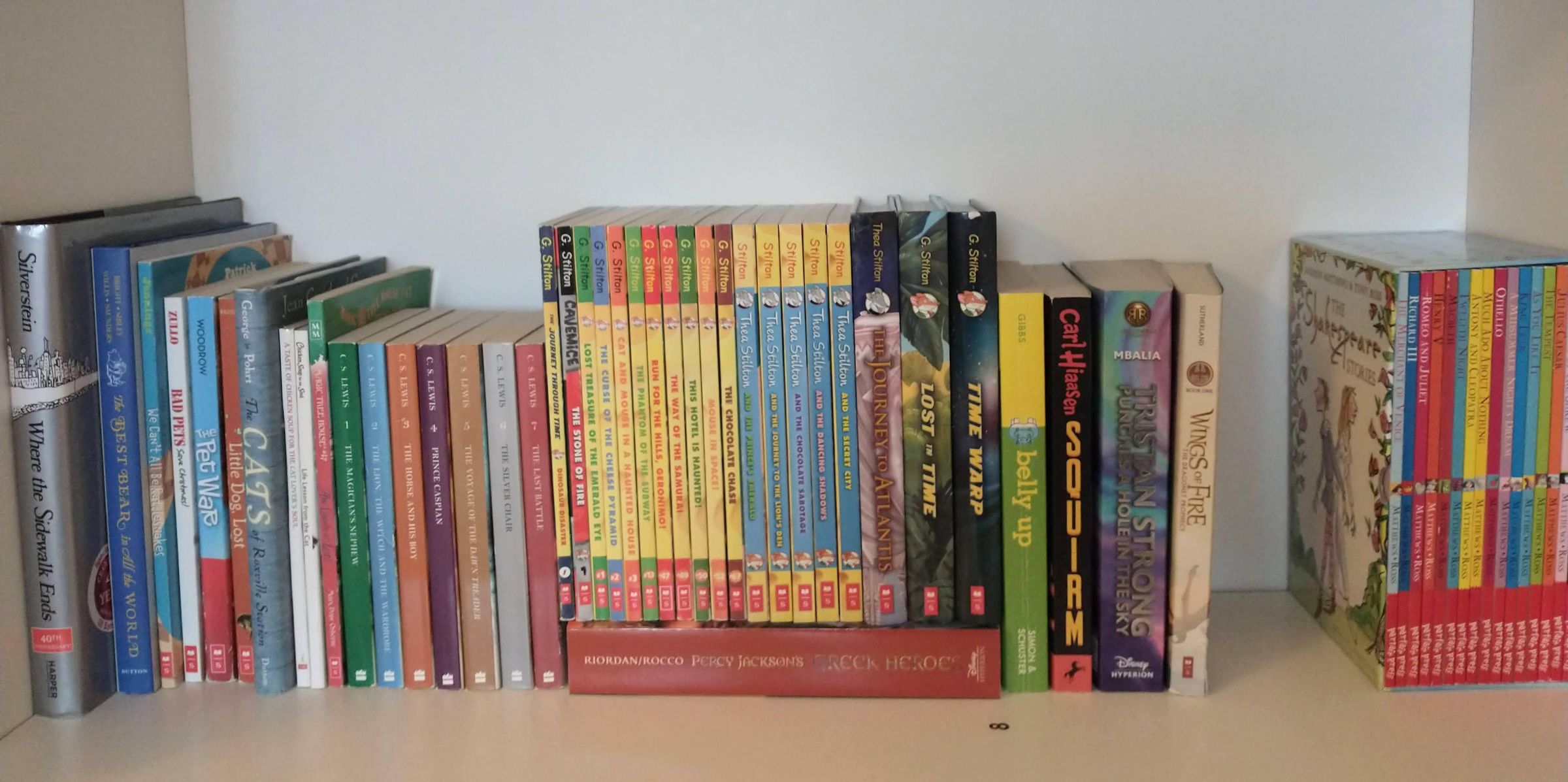 Secret Bookshelf Safe : 6 Steps - Instructables