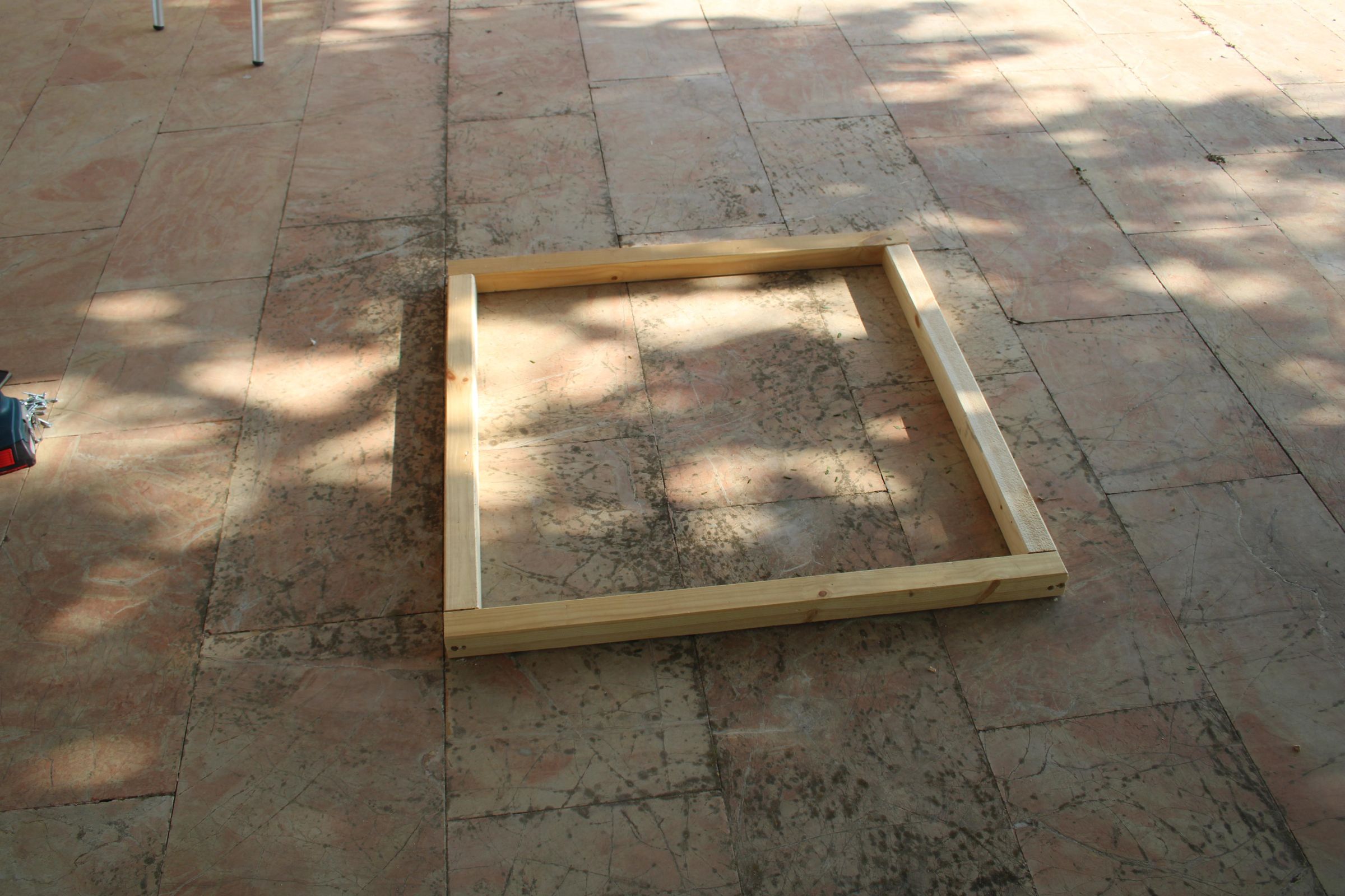 Elevated Dog Bed Frame : 4 Steps (with Pictures) - Instructables