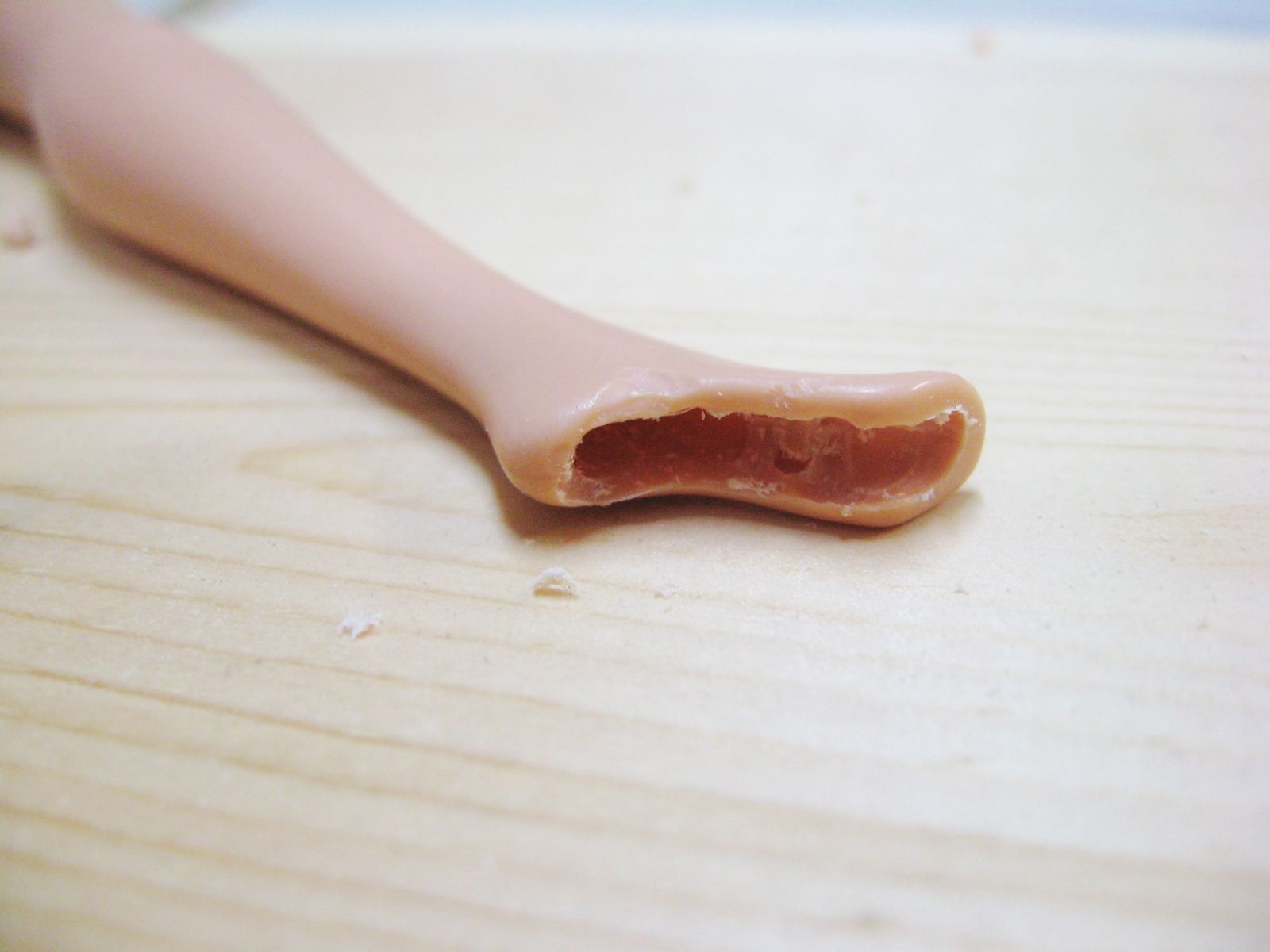 Barbie Leg Lamp : 19 Steps (with Pictures) - Instructables