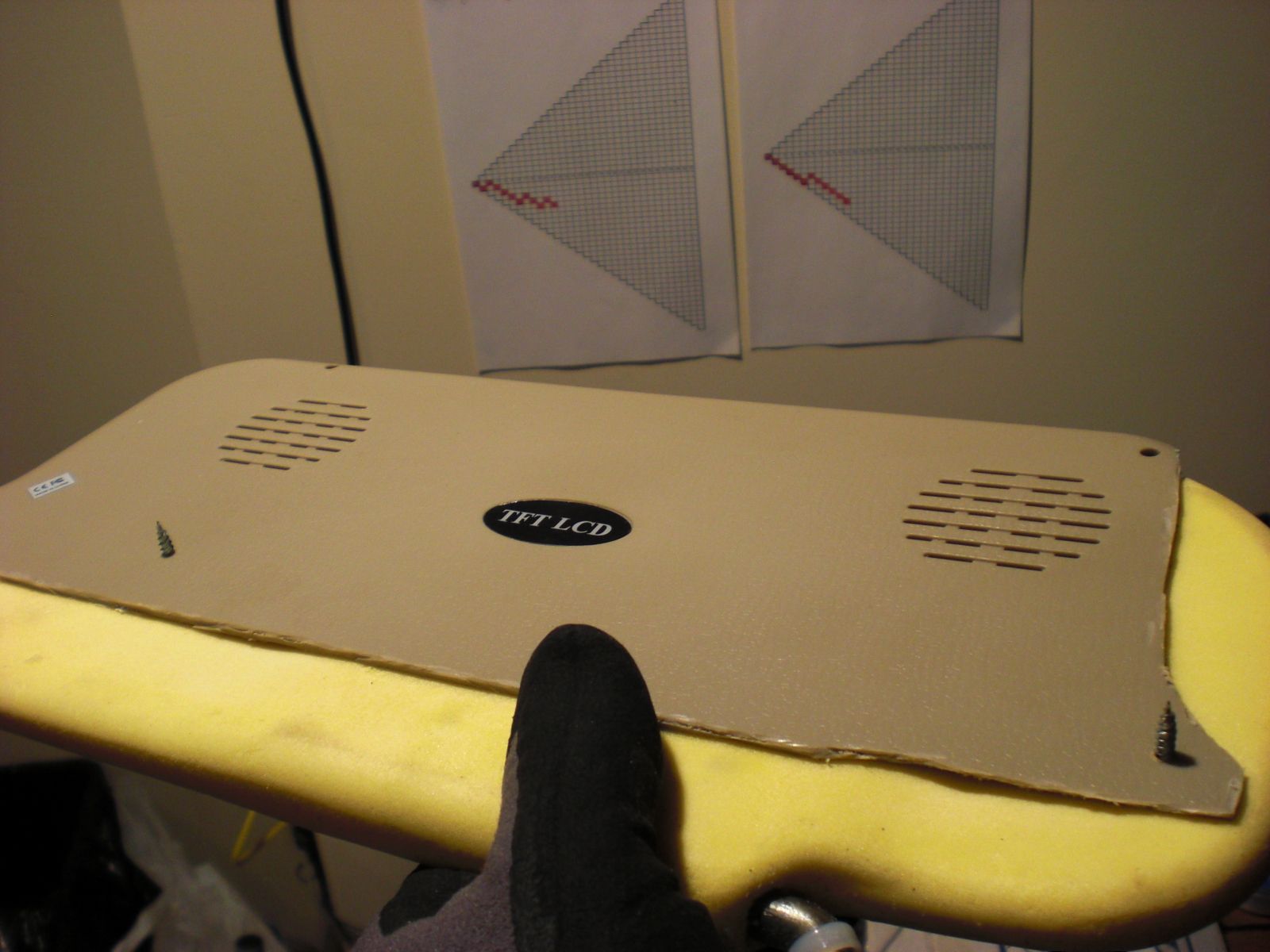 My Source of 7" LCD Display ( New & Cheap LCD SUN VISOR ) : 7 Steps ...