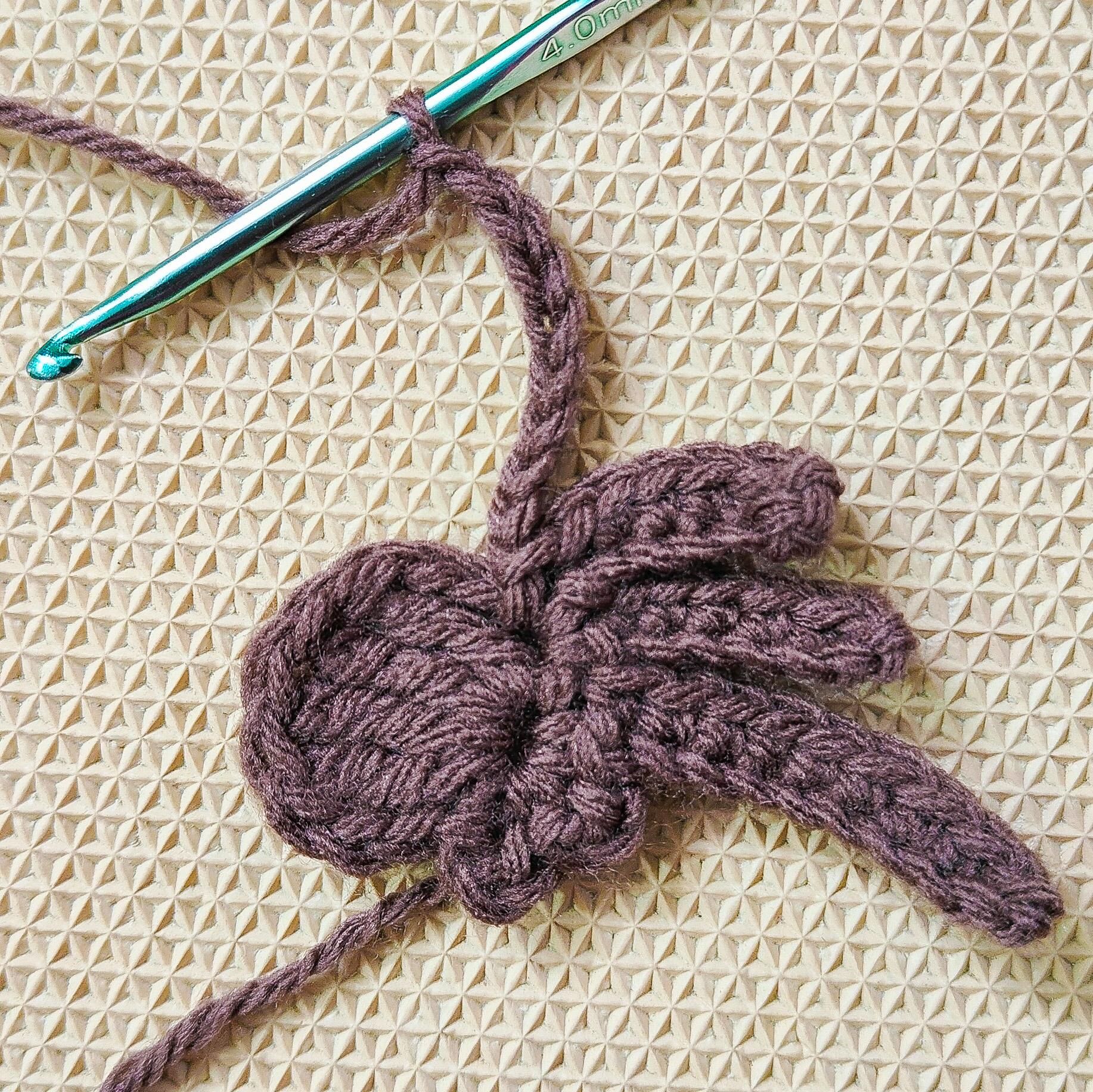 Easy Crochet Spider Applique Halloween Pattern : 4 Steps (with Pictures ...