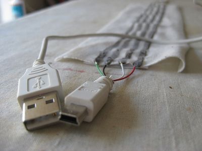 USB Stretchy Fabric Connection : 8 Steps (with Pictures) - Instructables