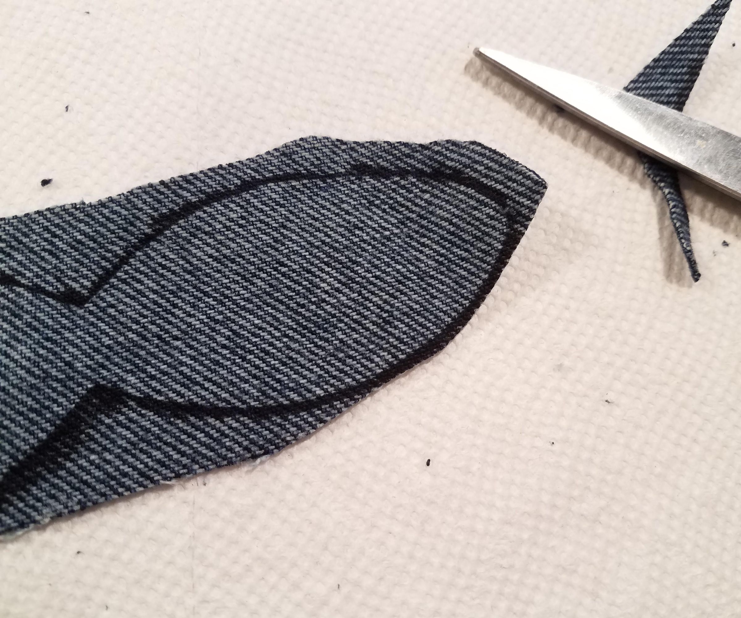 Make Your Own Mini Catnip Fish Out of Old Blue Jeans - DIY Cat Toys for ...