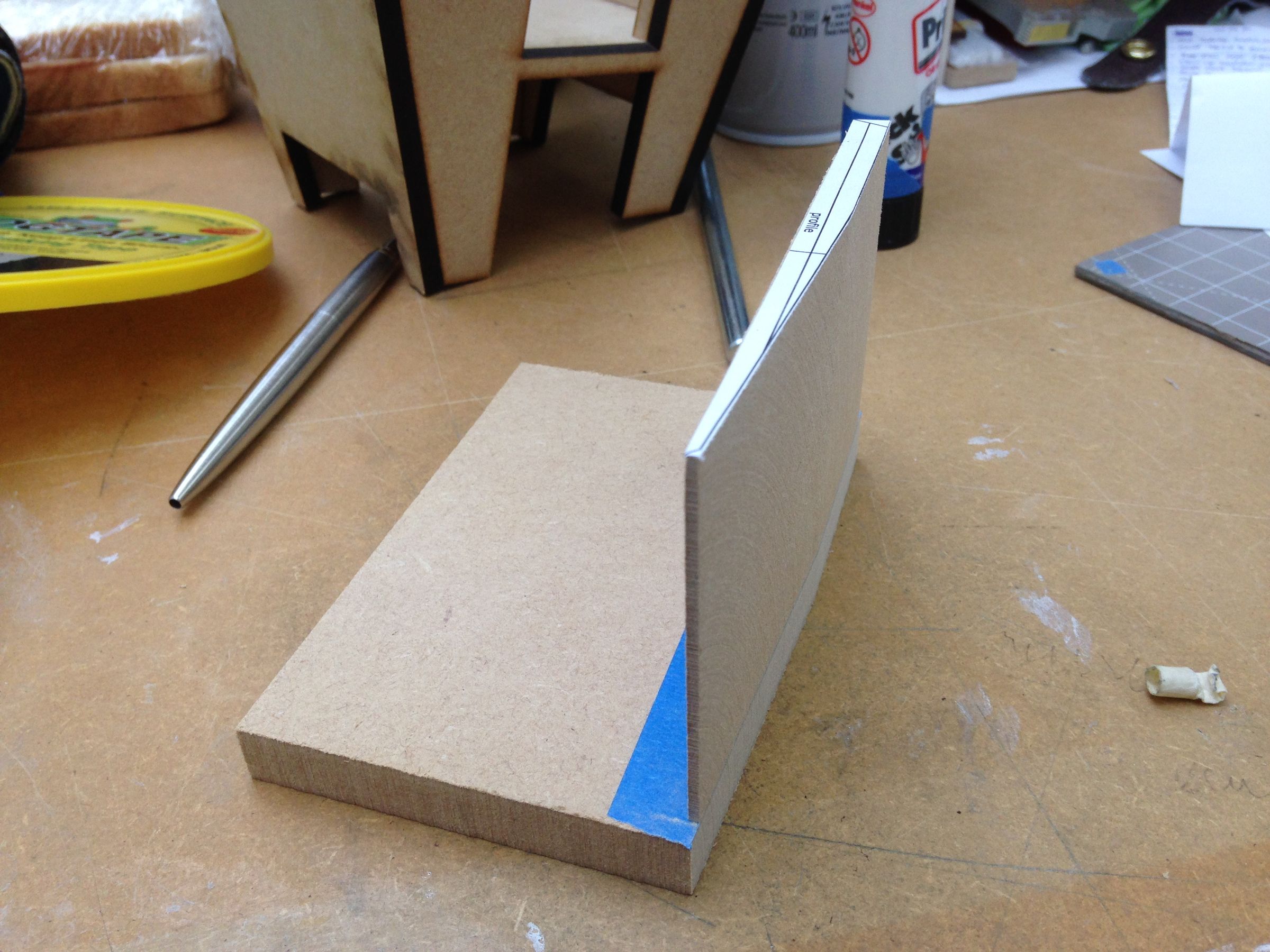 Borderlands 2: Posable Claptrap Model : 17 Steps (with Pictures ...