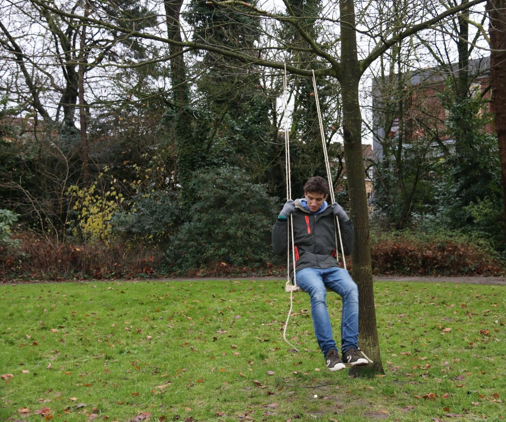 DIY Portable Swing : 9 Steps - Instructables