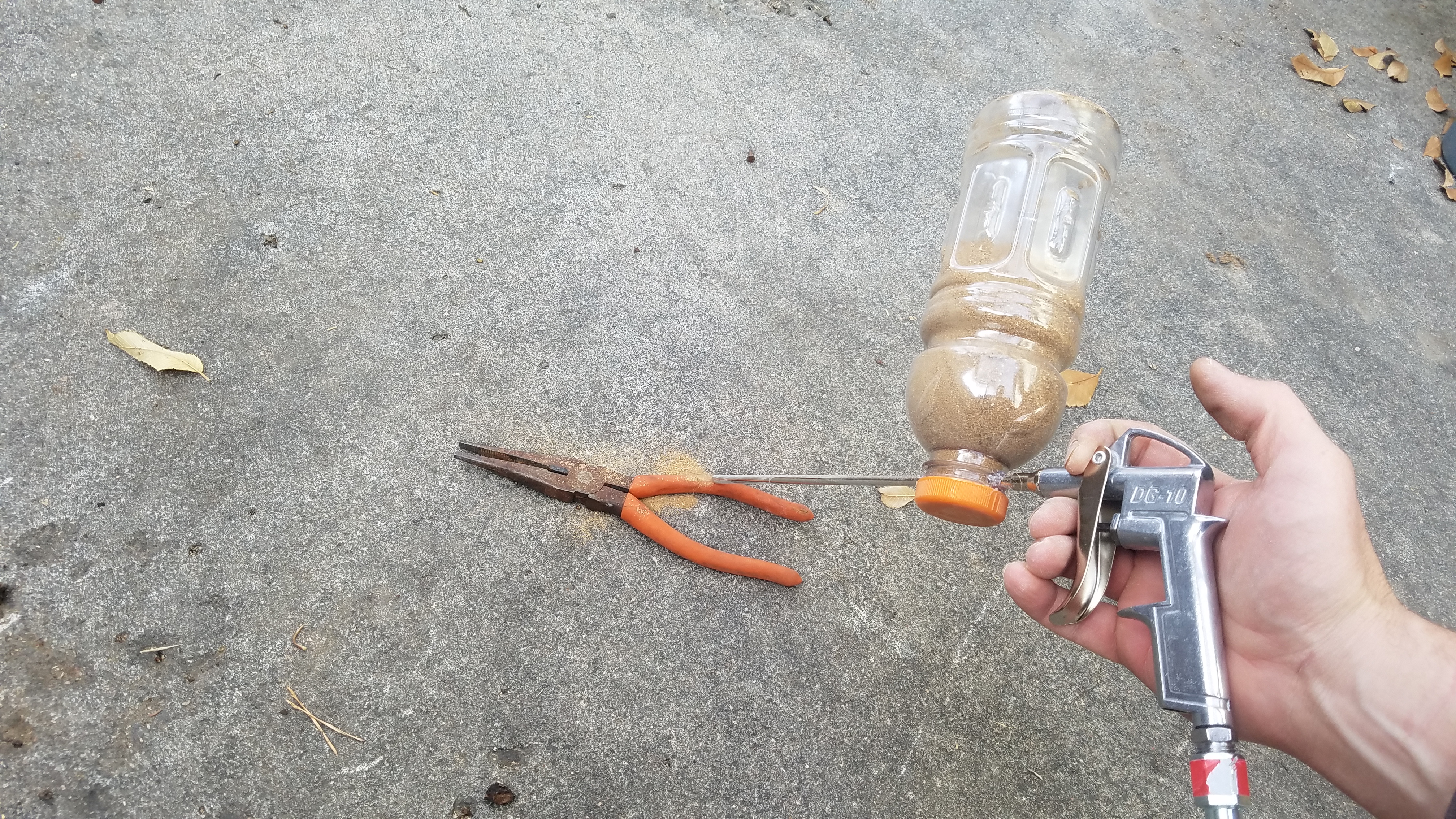 DIY $5.00 Sandblaster : 13 Steps (with Pictures) - Instructables