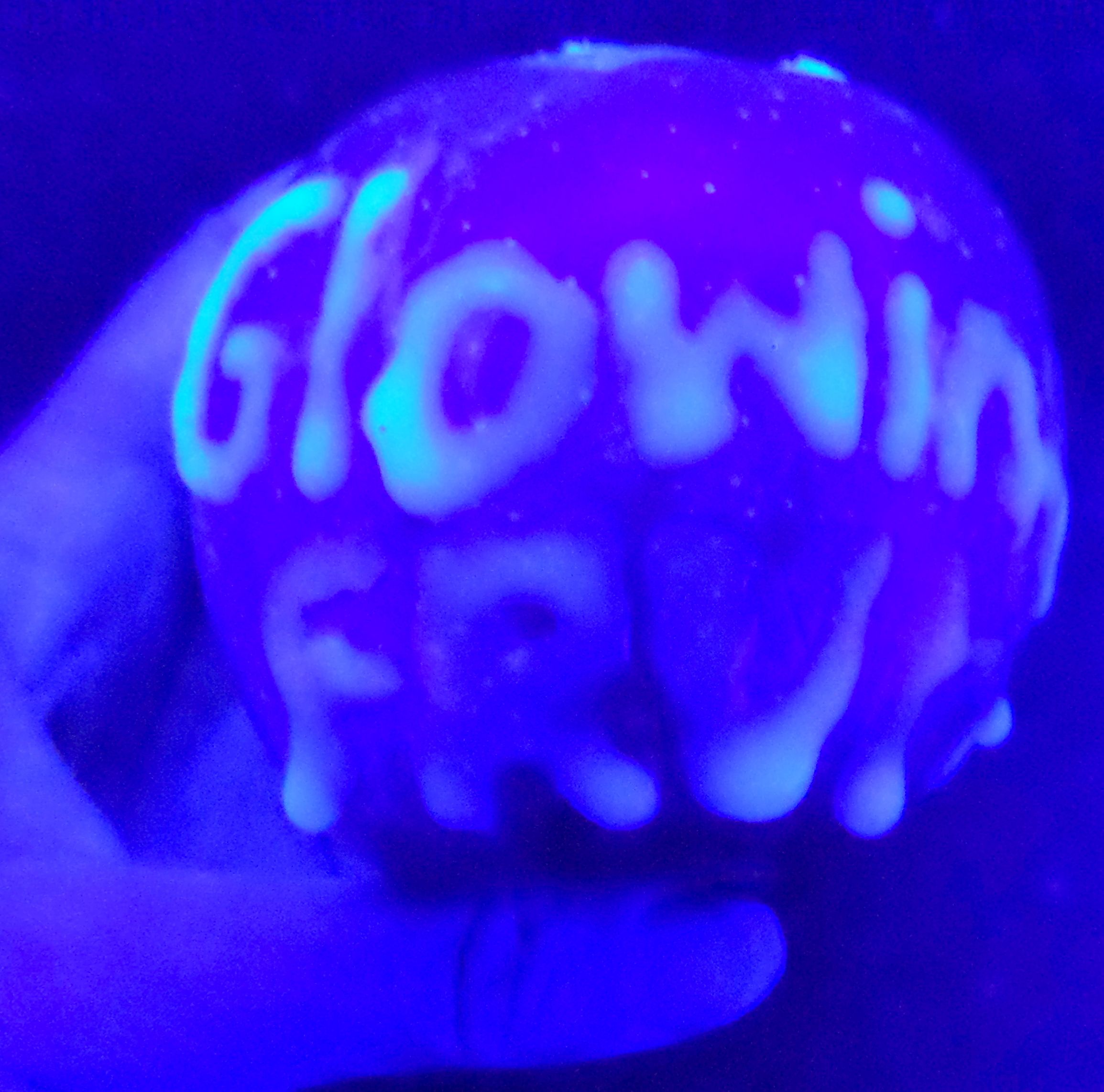 Glowing Edible Paint : 7 Steps (with Pictures) - Instructables