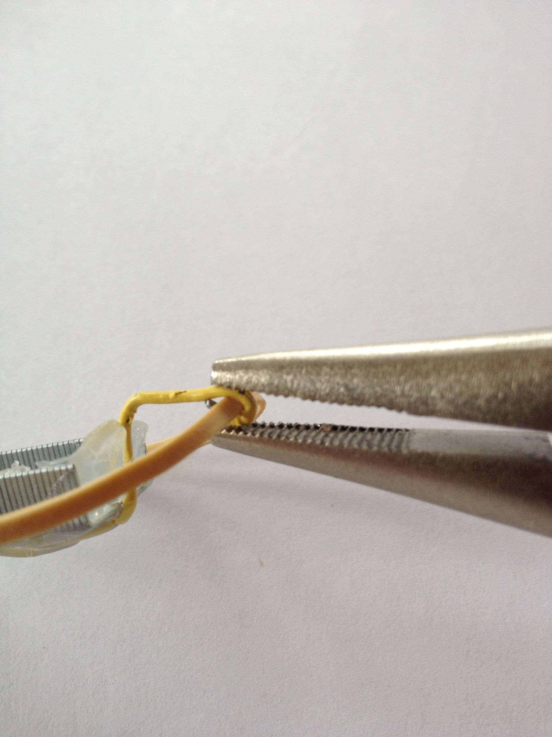 Desktop Slingshot : 4 Steps (with Pictures) - Instructables