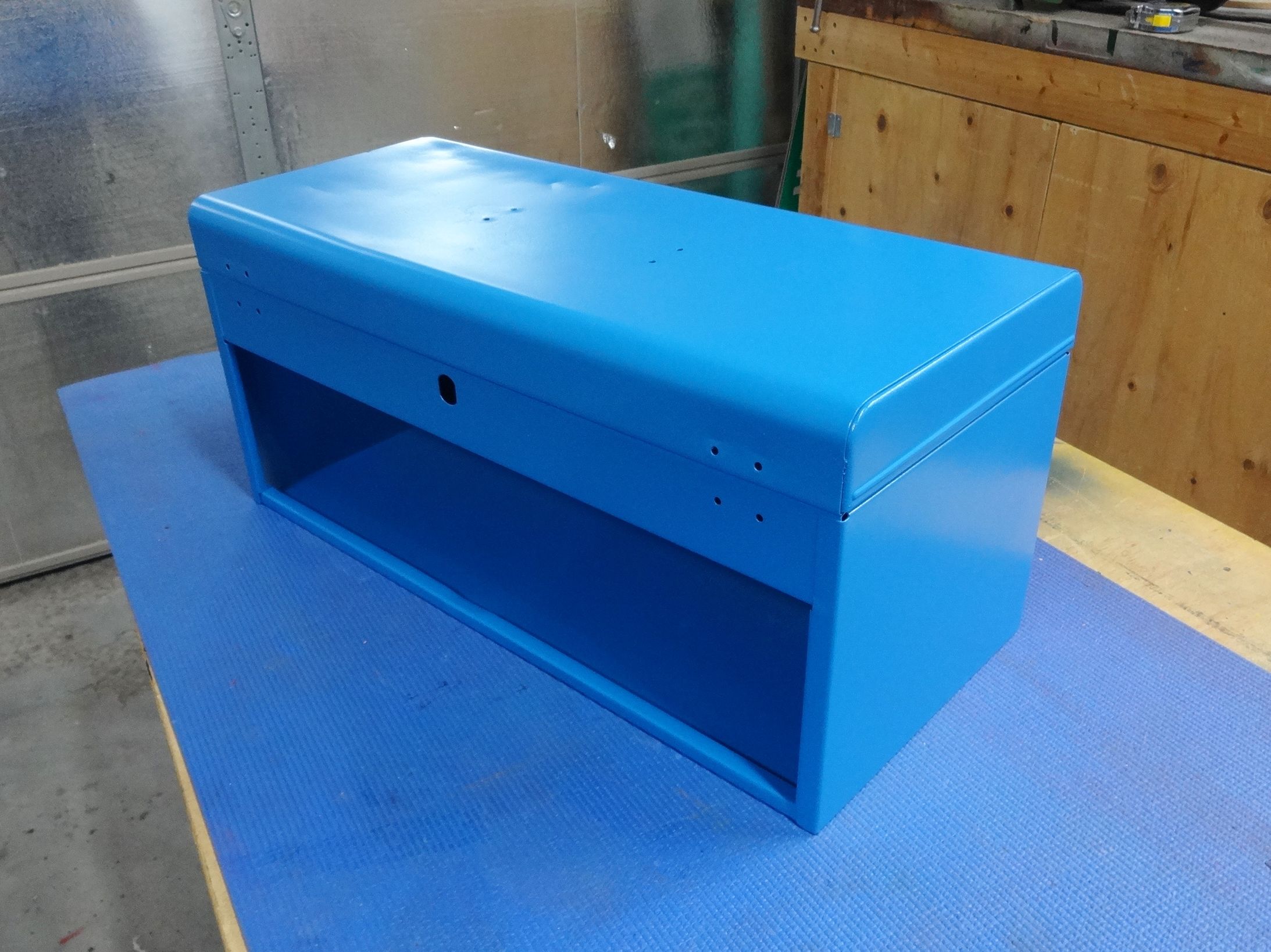 Restore a Rusty Toolbox : 14 Steps (with Pictures) - Instructables
