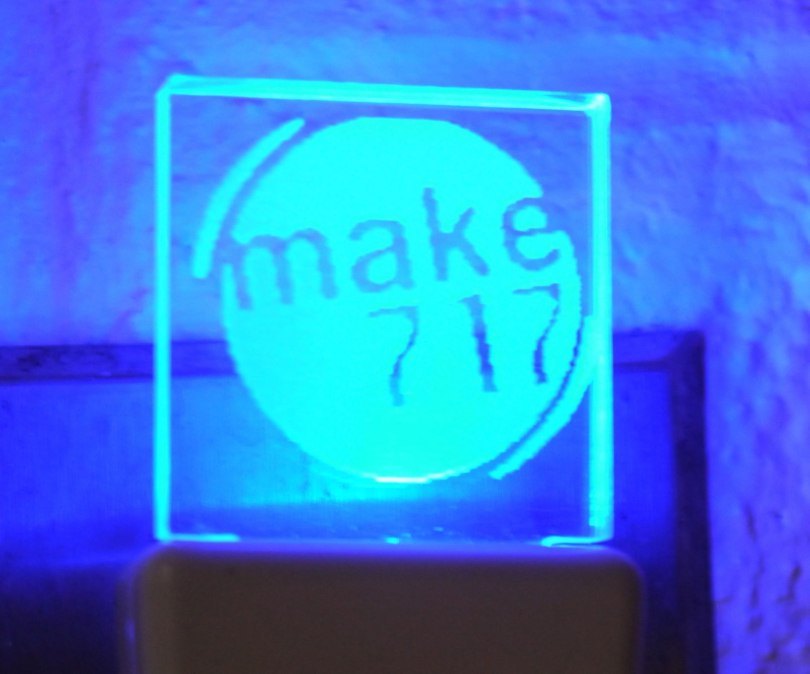 Mini Acrylic Panel Night Light : 8 Steps (with Pictures) - Instructables