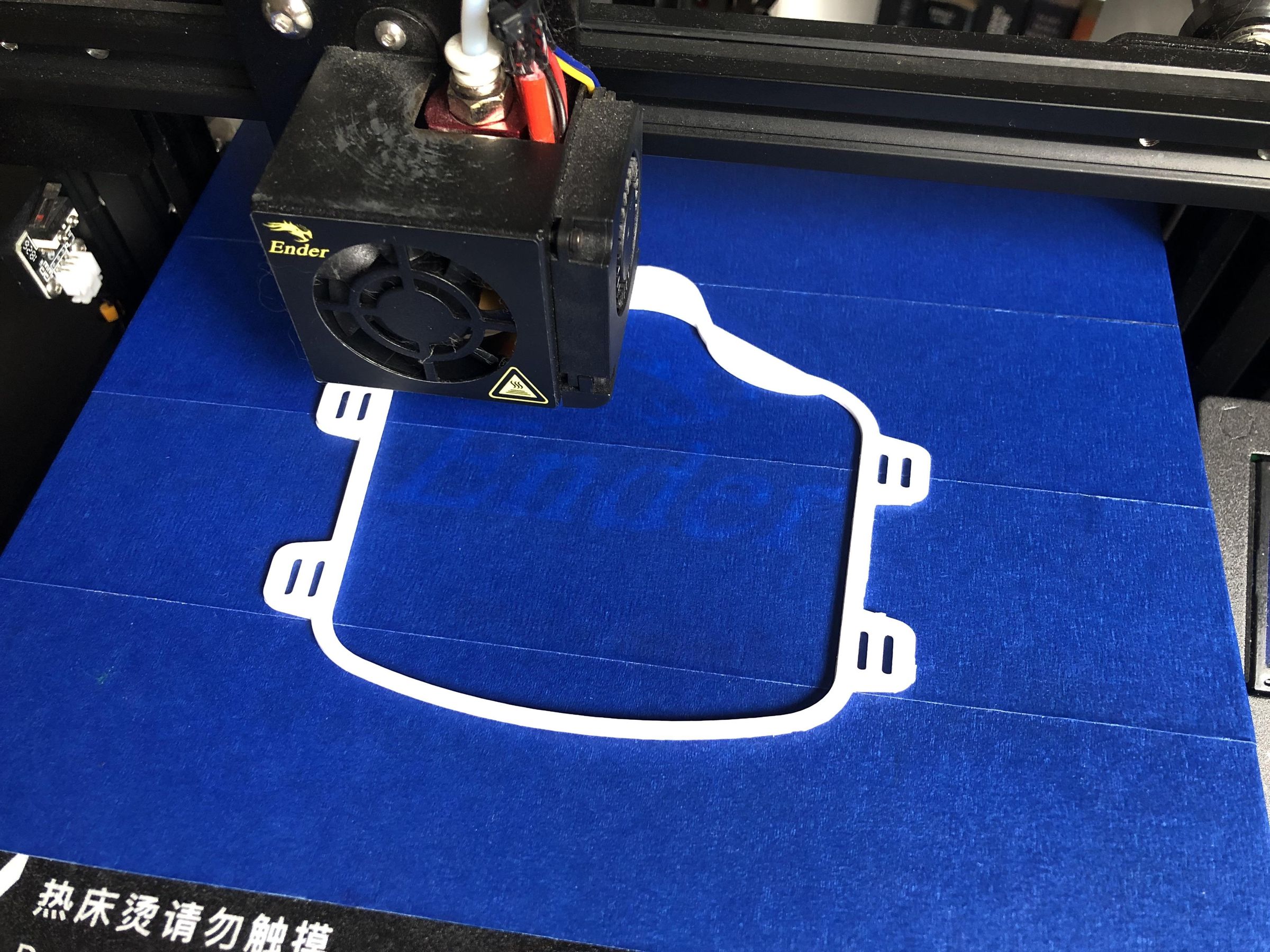 Making Better Fitting Facemasks With a Quick 3D Printed Frame : 10 ...