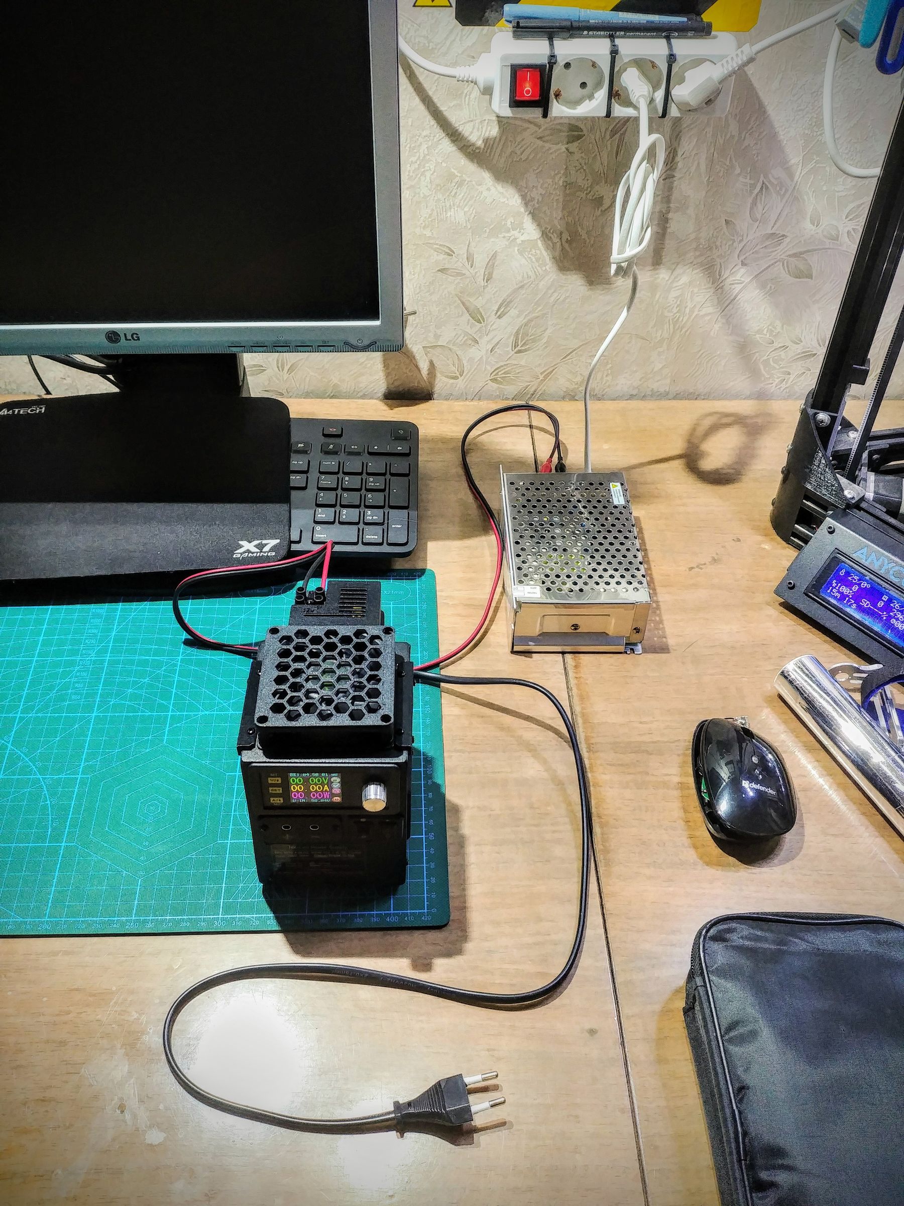 Simple and Small Programmable Lab Power Supply : 8 Steps (with Pictures ...