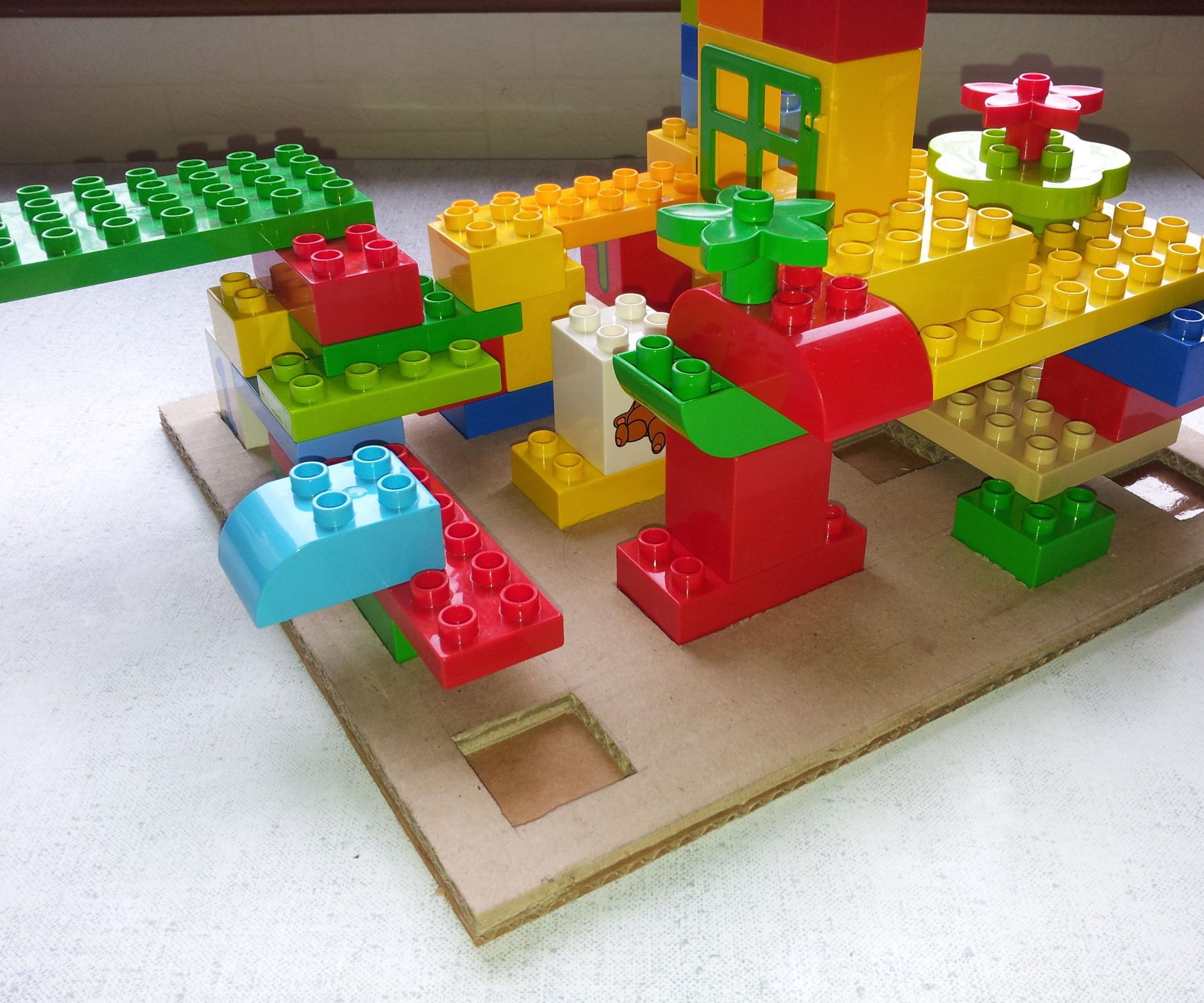 Easy-to-made Baseplate for Lego Duplo : 6 Steps (with Pictures ...