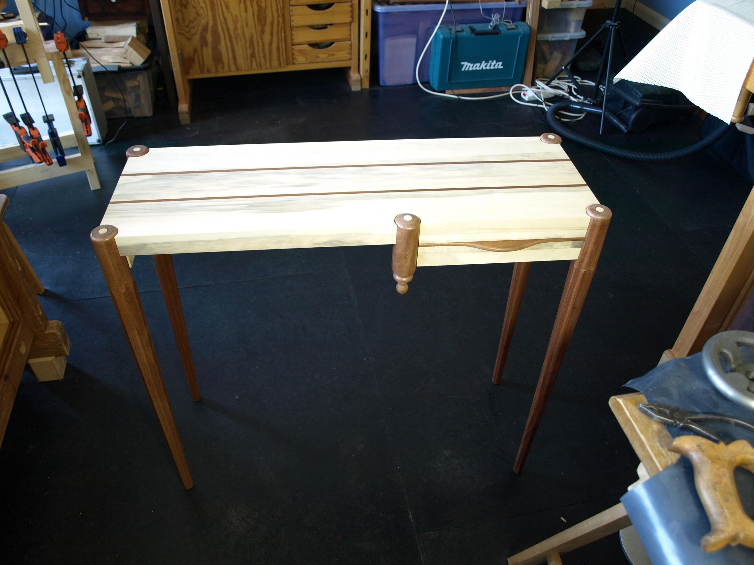 Compact "Yacht" Desk : 5 Steps (with Pictures) - Instructables