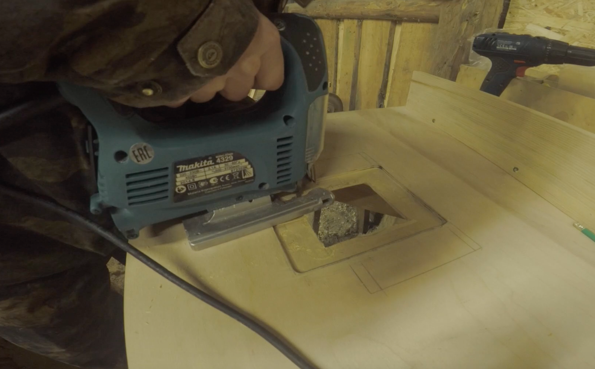 The Ultimate Miter Saw Station // Router Table : 11 Steps (with ...