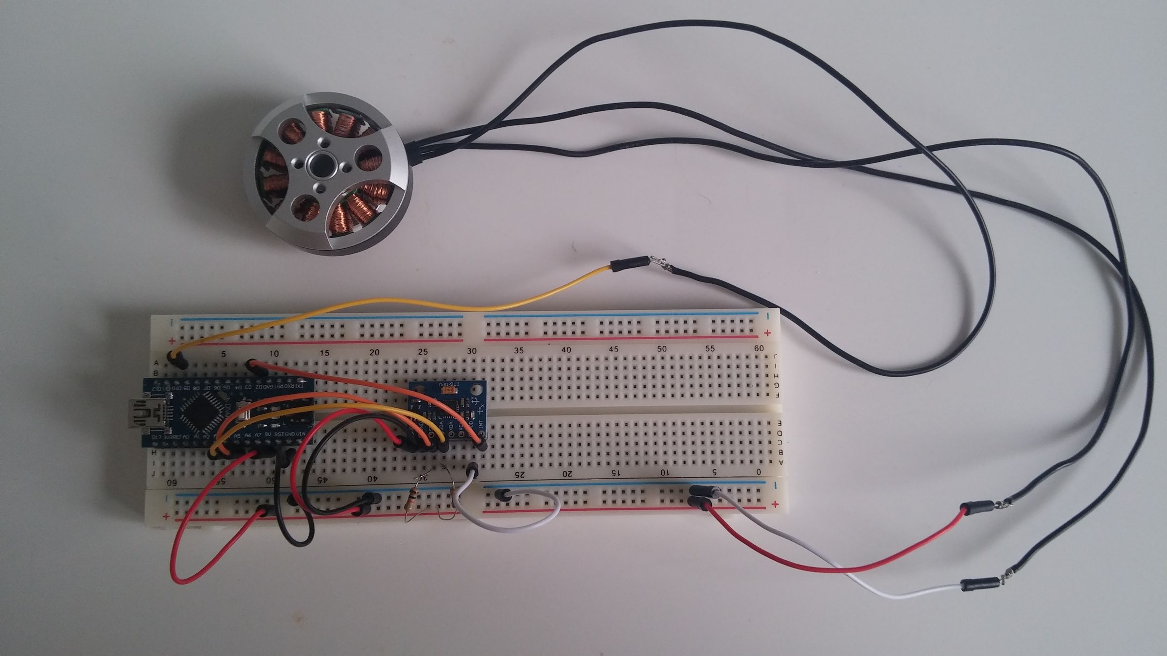 Gyro Stabilizer W/ Arduino and Servo : 4 Steps - Instructables