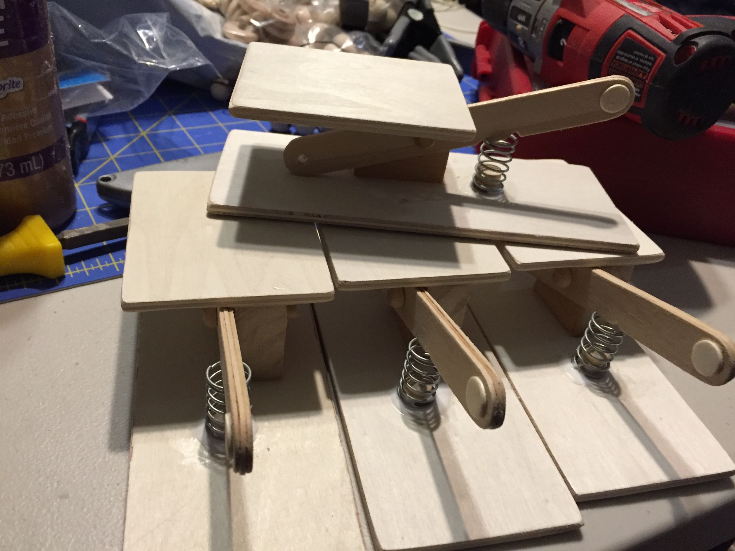 Bust-a-move Bot Push Puppet : 3 Steps (with Pictures) - Instructables