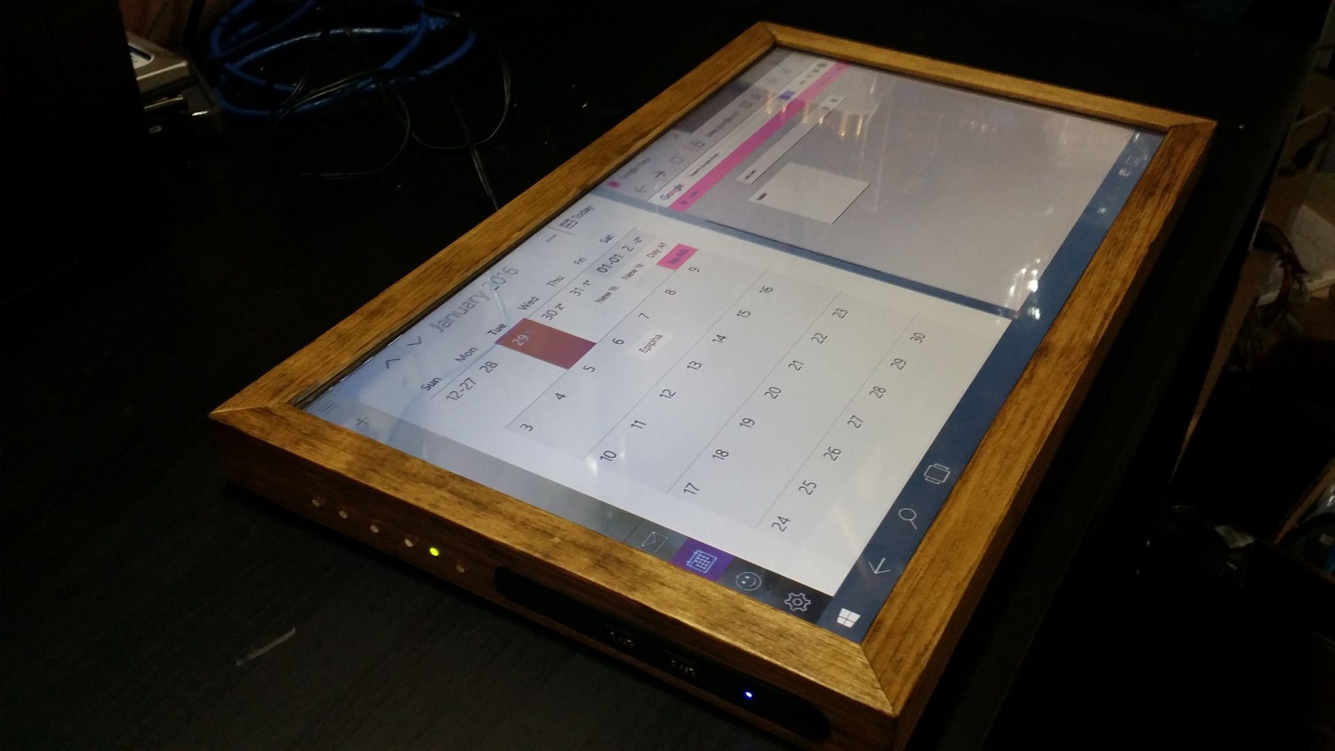 Touchscreen Wall Mounted Family Sync & Home Control Panel : 7 Steps ...