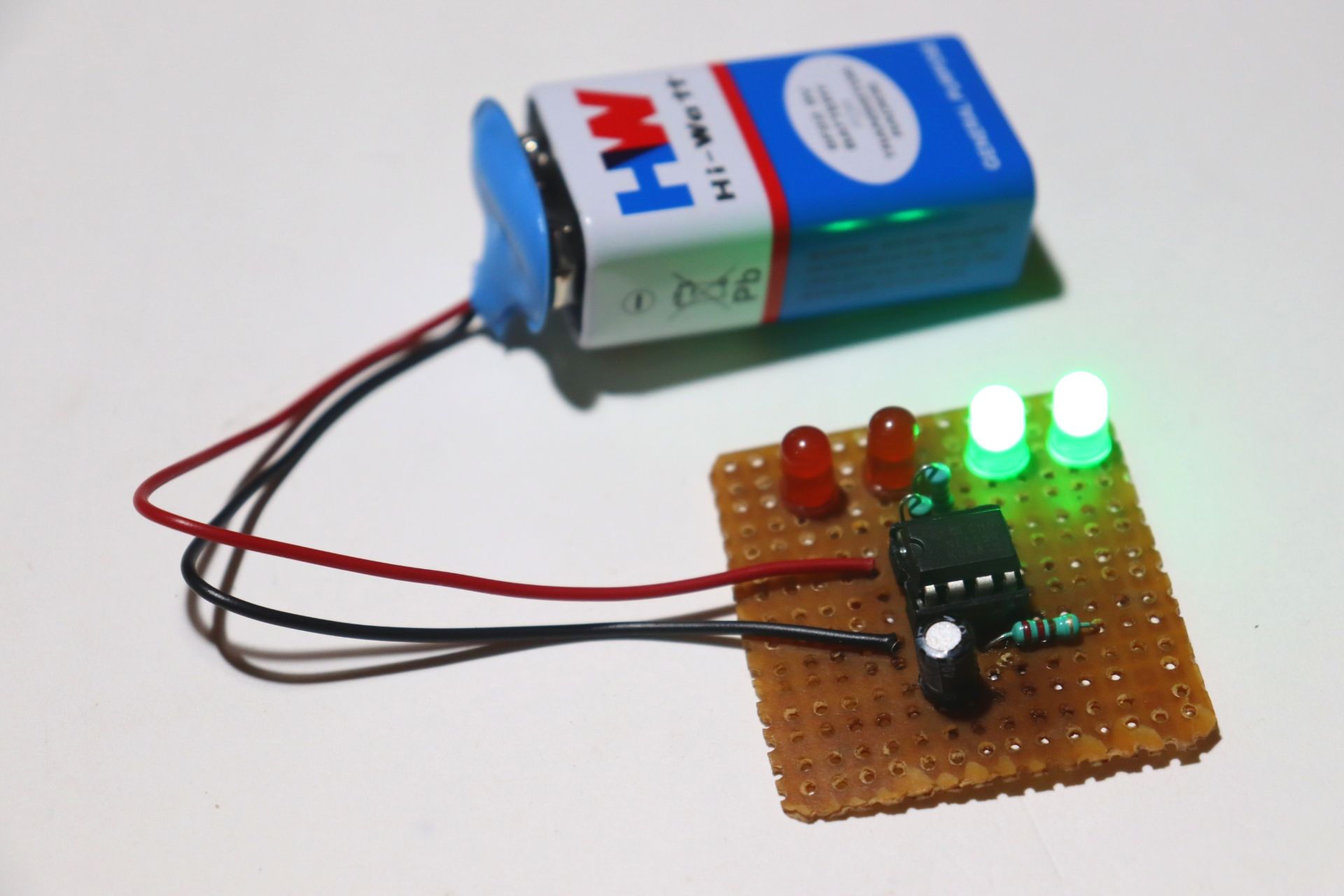How to Make Double LED Blinker Circuit on PCB : 11 Steps - Instructables