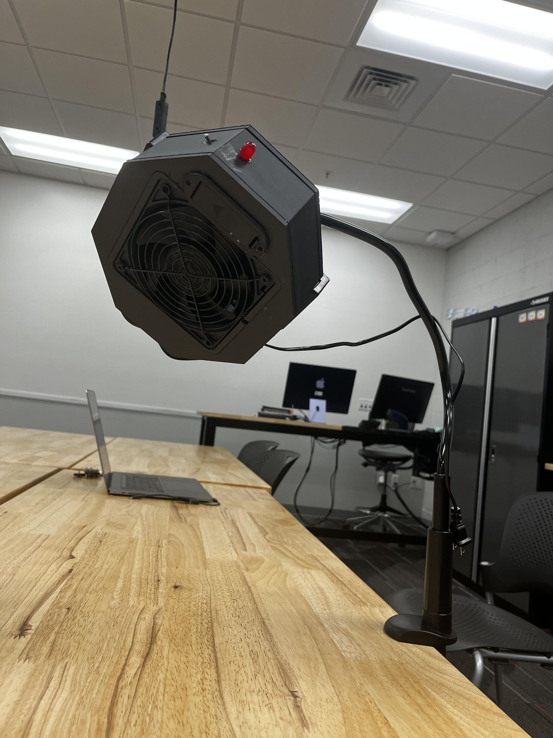 Soldering Fumes Fan W/ Bendy Arm and Smoke Sensor : 11 Steps ...