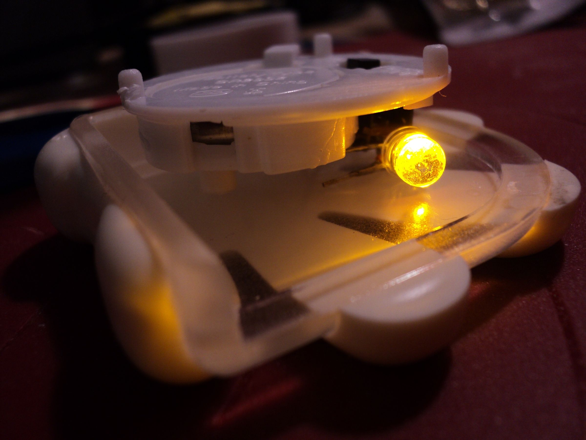 Internet High Five Lighted LED Brooch : 5 Steps (with Pictures ...