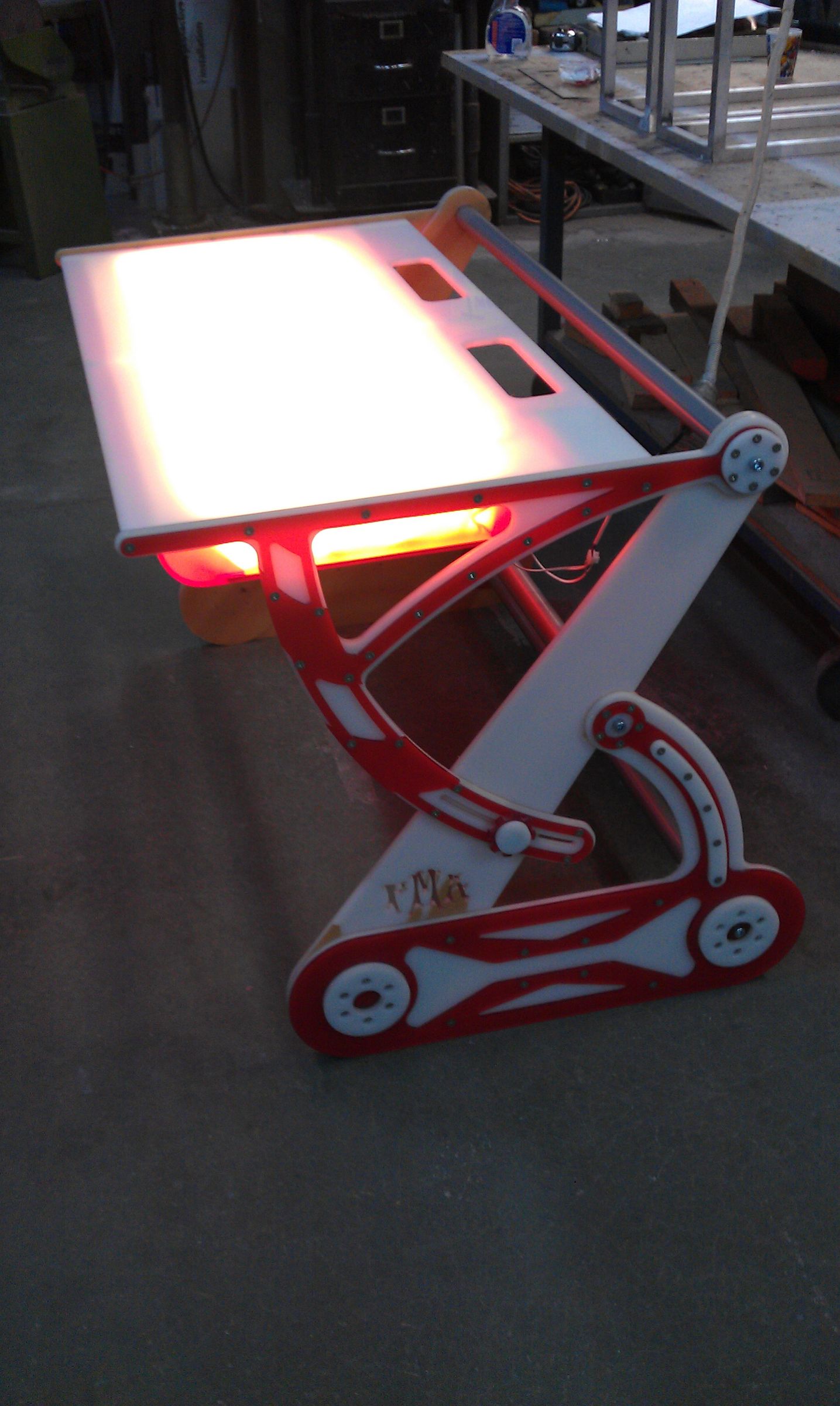 Light Desk : 9 Steps (with Pictures) - Instructables