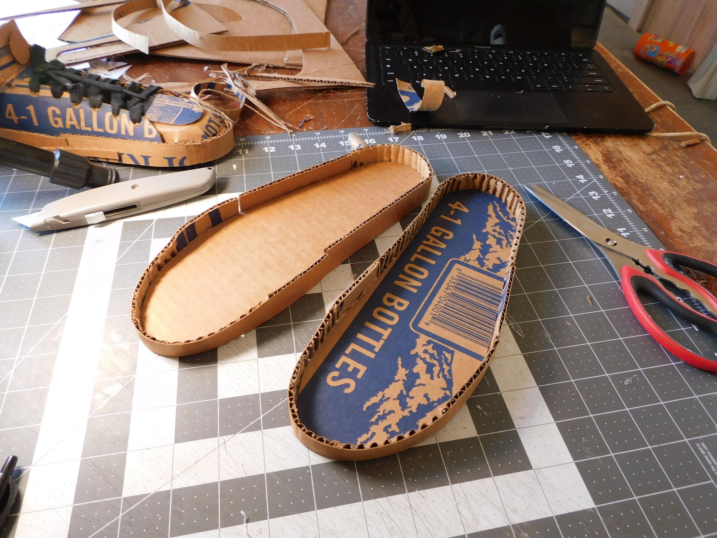 How to Make a Cardboard Shoe Advanced Version!!! : 8 Steps (with ...