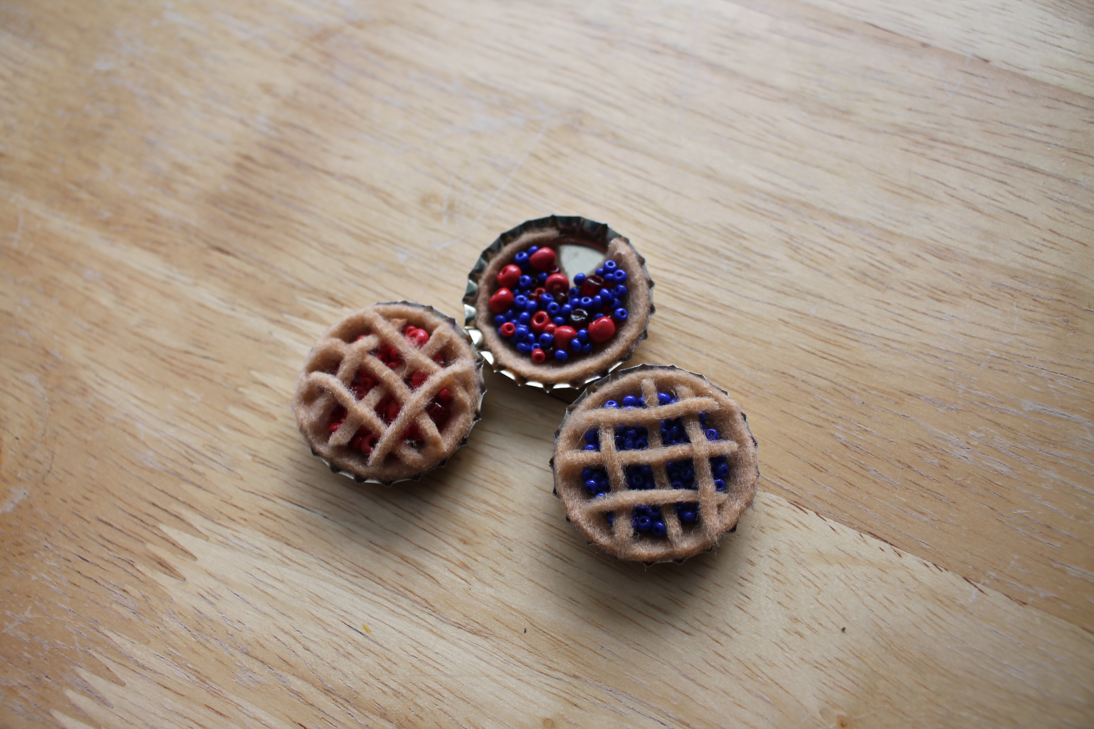 Tiny Felt Pies : 5 Steps (with Pictures) - Instructables